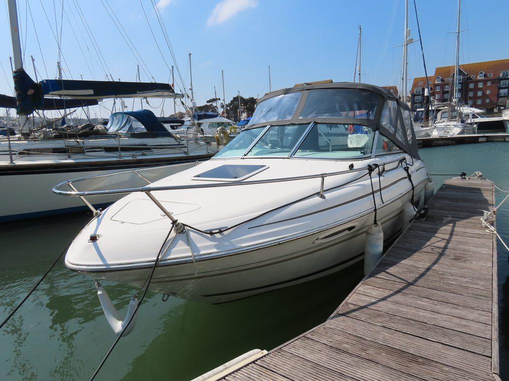 1998 Sea Ray 215 Express Cruiser Sports Cruiser for sale - YachtWorld