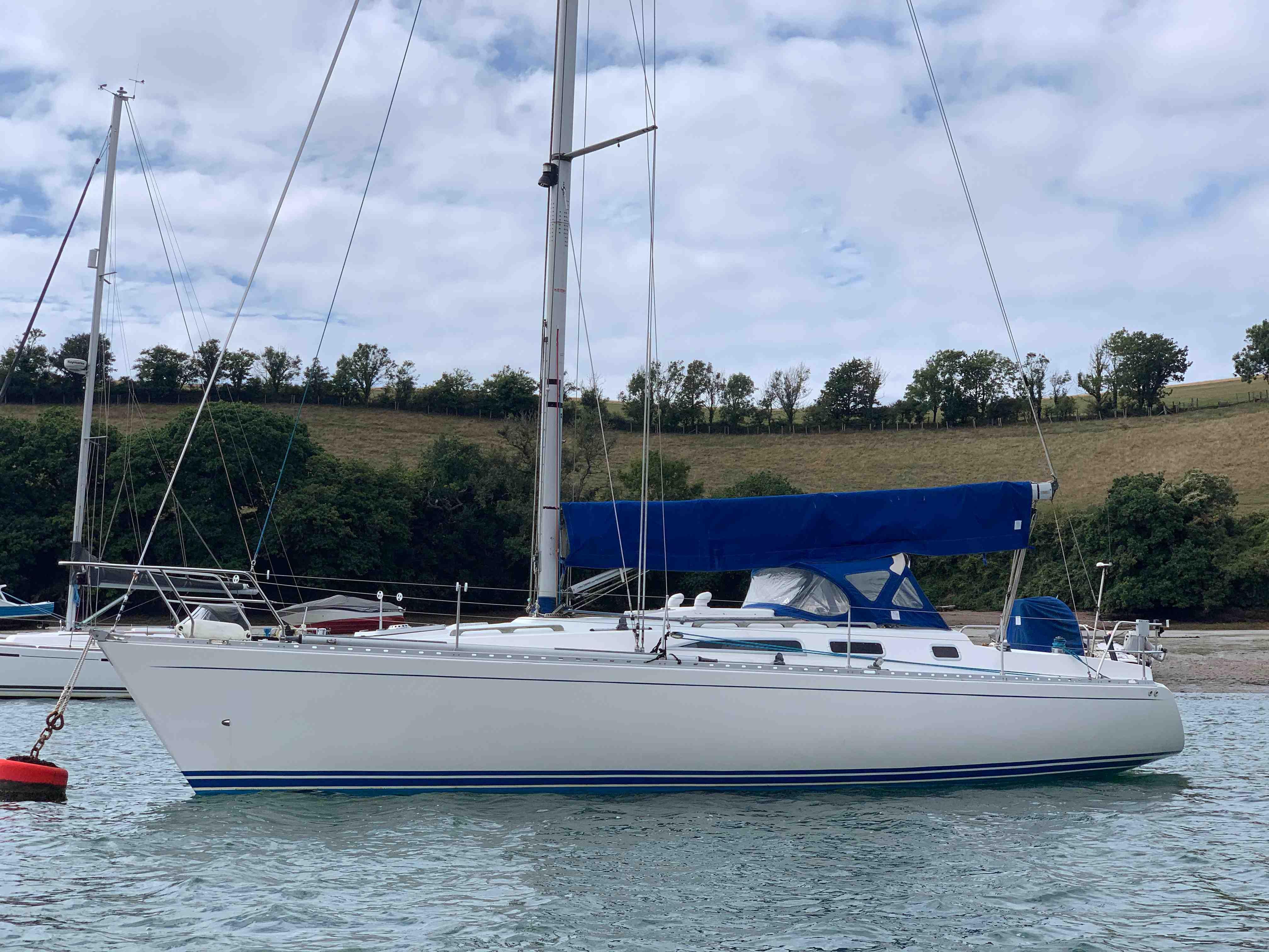 Used 1992 Sigma 38 OOD - Devon | TopBoats