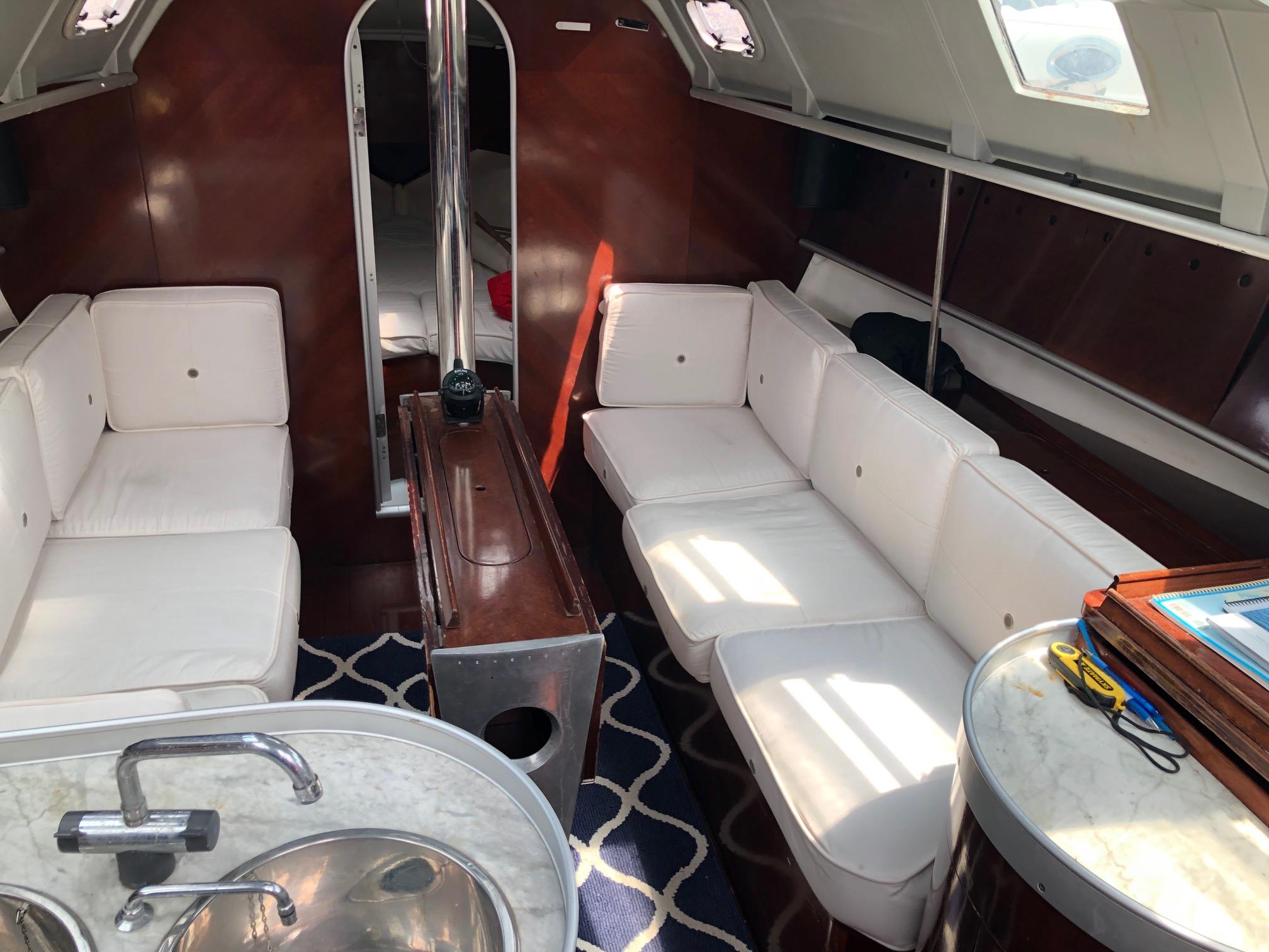 1989 Beneteau First 35.5 Racer/ cruiser zeilboten te koop- YachtWorld