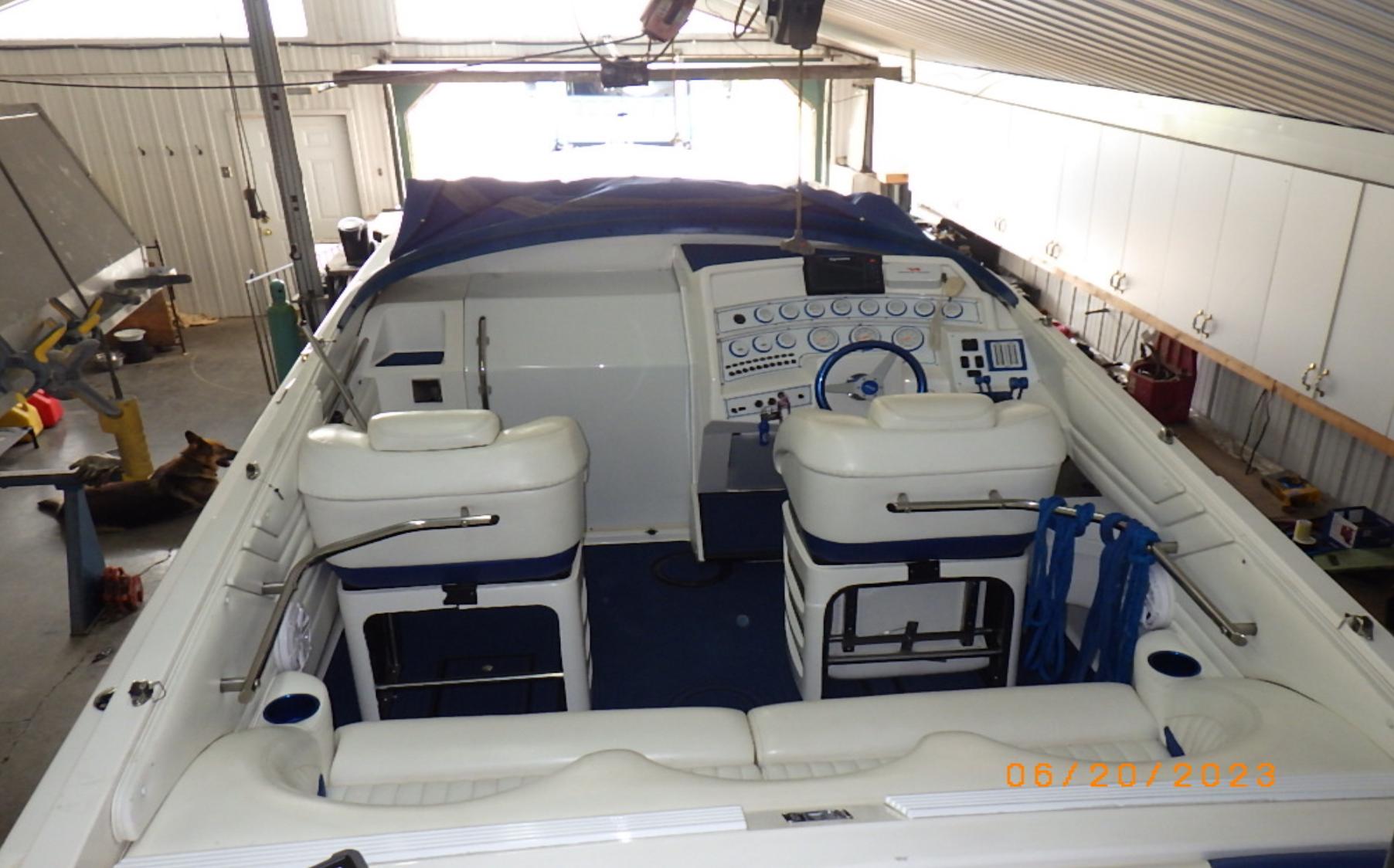 1994 Wellcraft Scarab 38 Bateaux offshore à vendre - YachtWorld