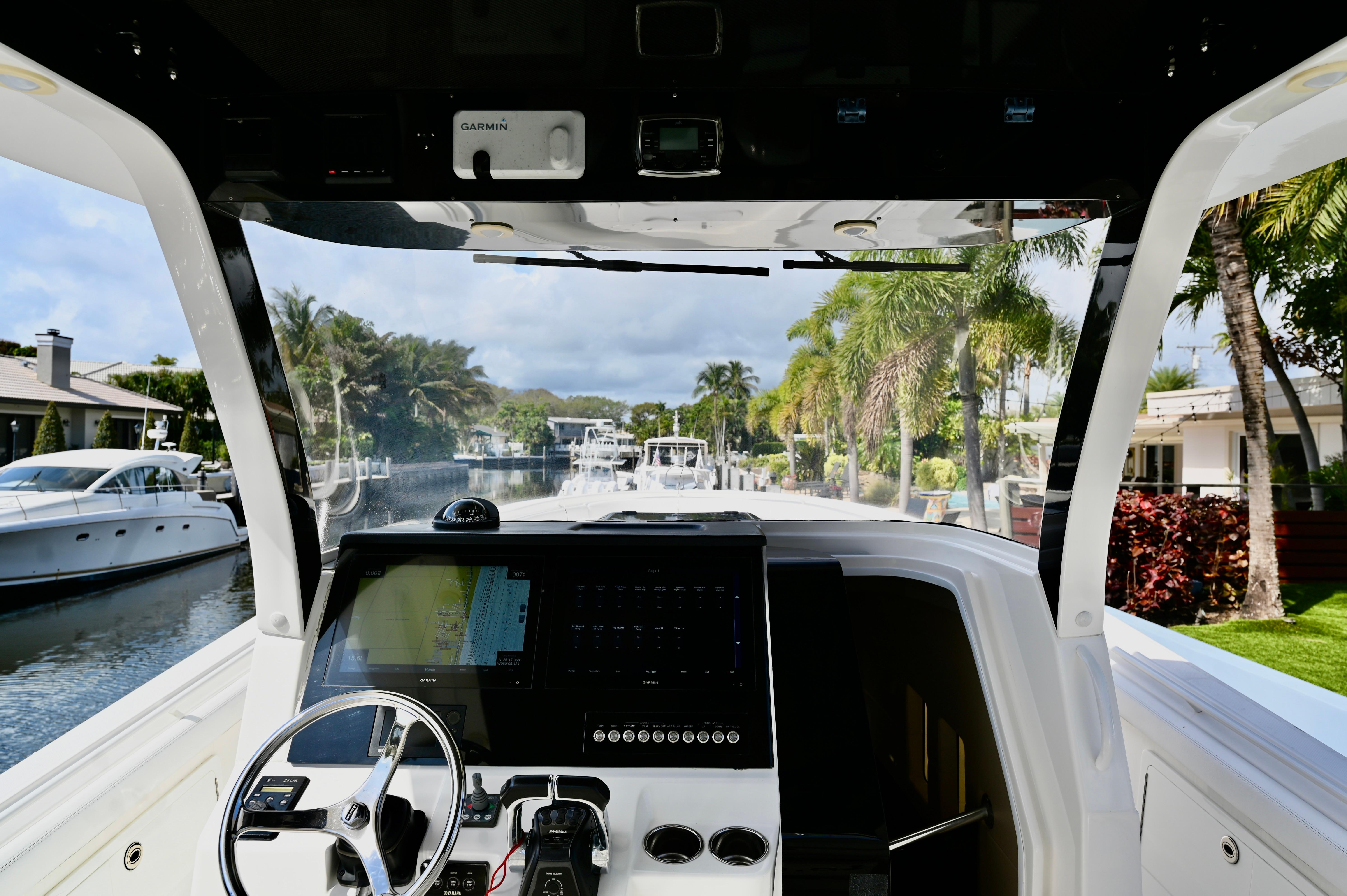 2017 Edgewater 368 CC Center Console for sale - YachtWorld