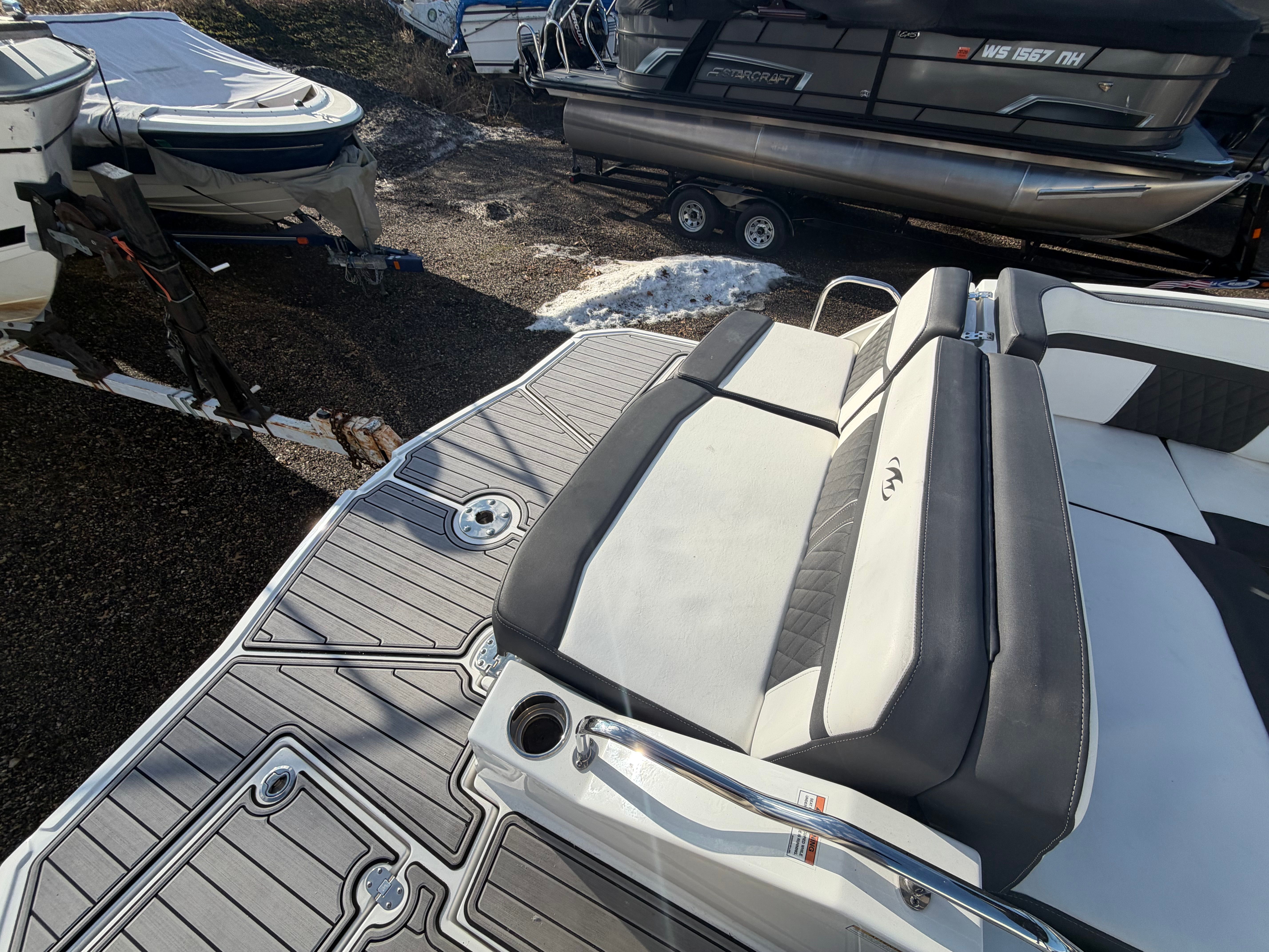 2023 Monterey M6 Bowrider Boote Kaufen - YachtWorld