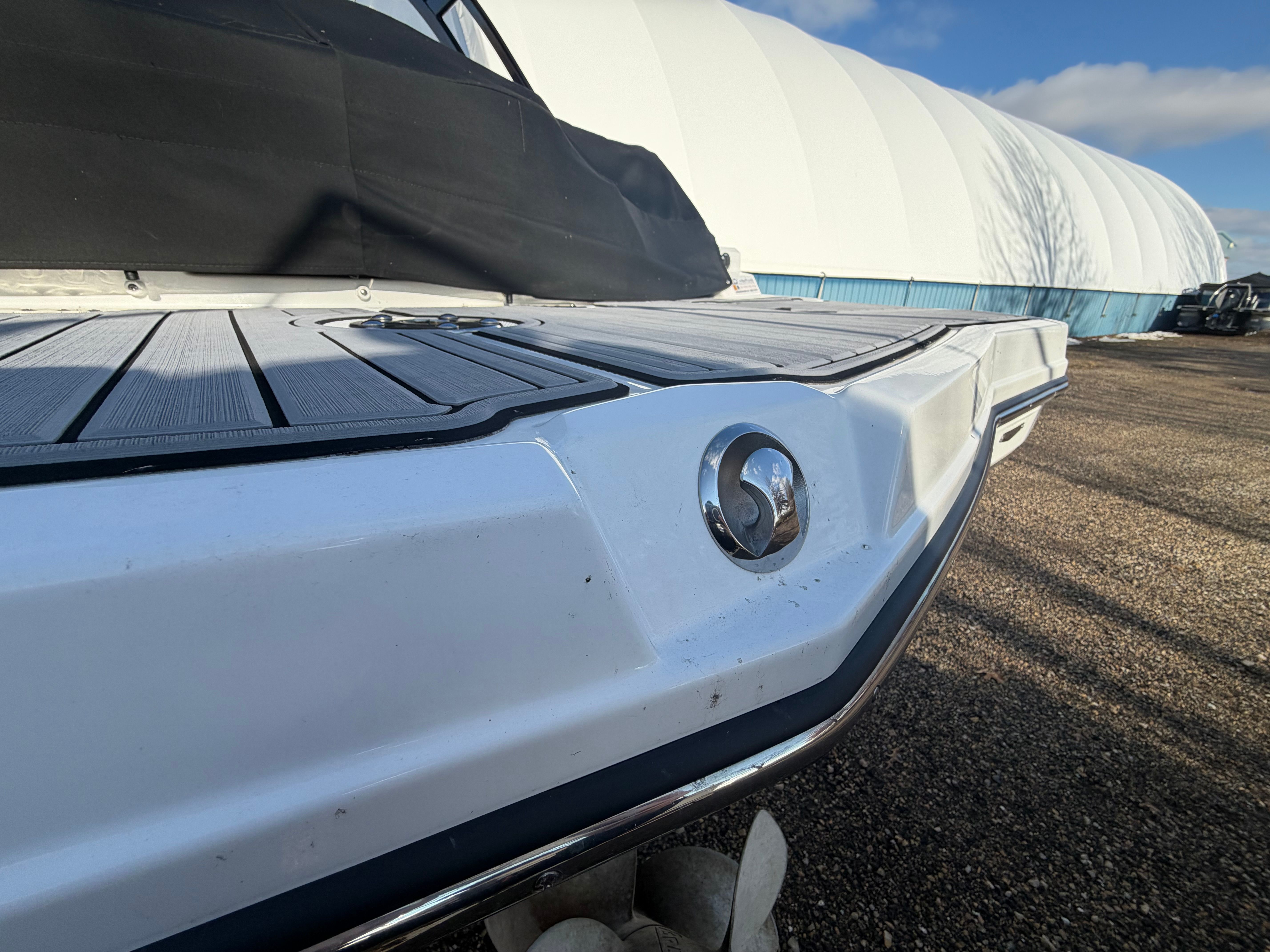 2023 Monterey M6 Bowrider Boote Kaufen - YachtWorld