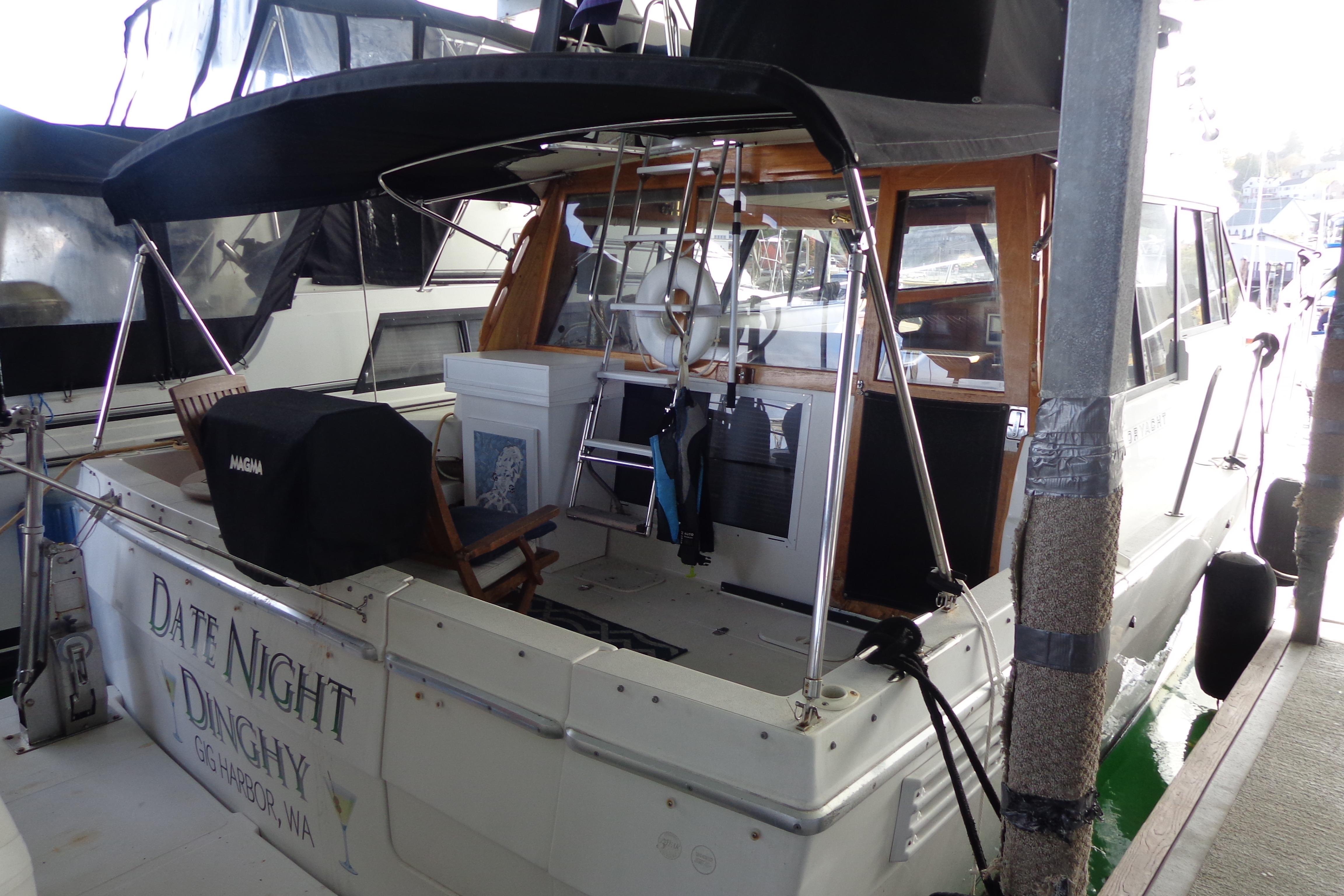 1992 Bayliner 3288 Motoryacht Aft Cabin for sale - YachtWorld