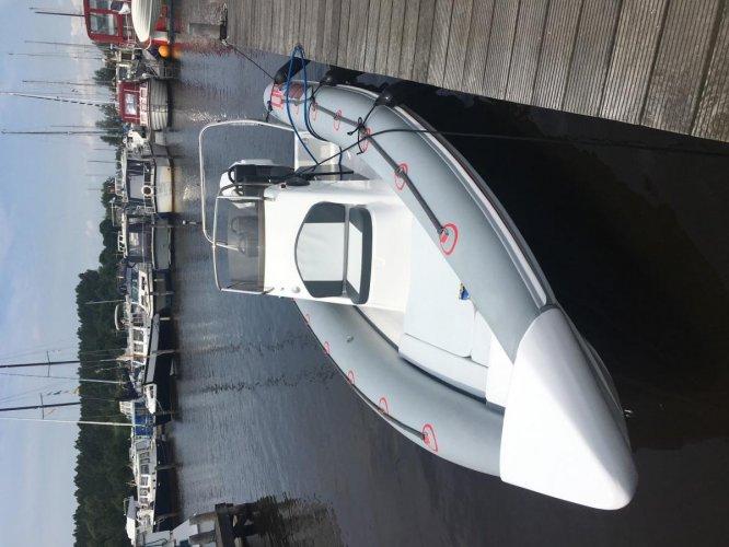 Falcon 700 MK2 | 2015 | 7m | Boatshop24