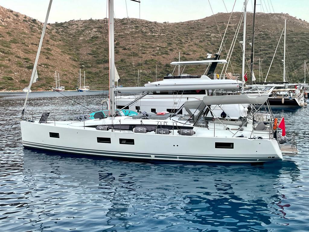 2018 Jeanneau 51 Cruiser for sale - YachtWorld