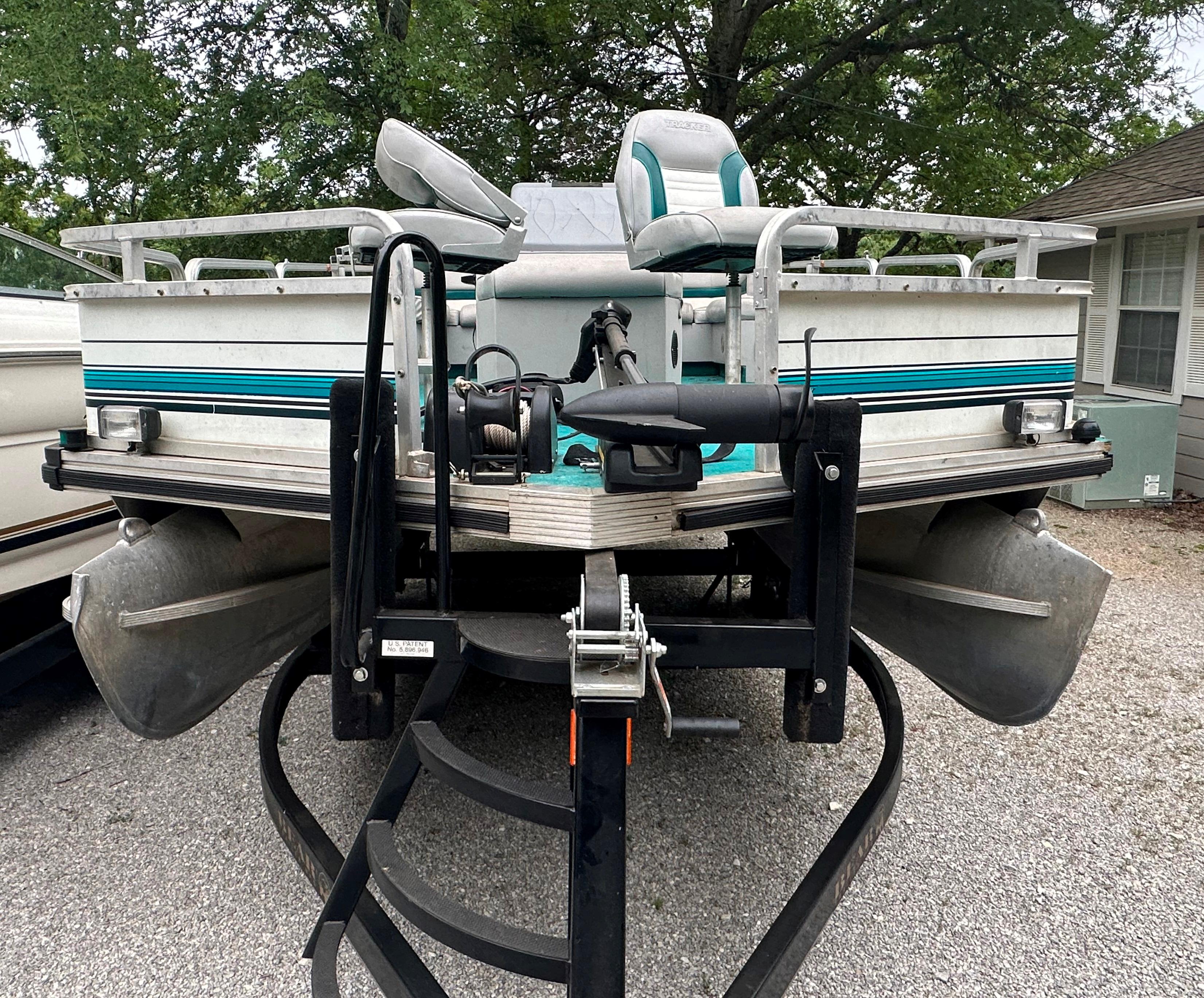 1995 Sun Tracker Bass Buggy Pontoon for sale - YachtWorld