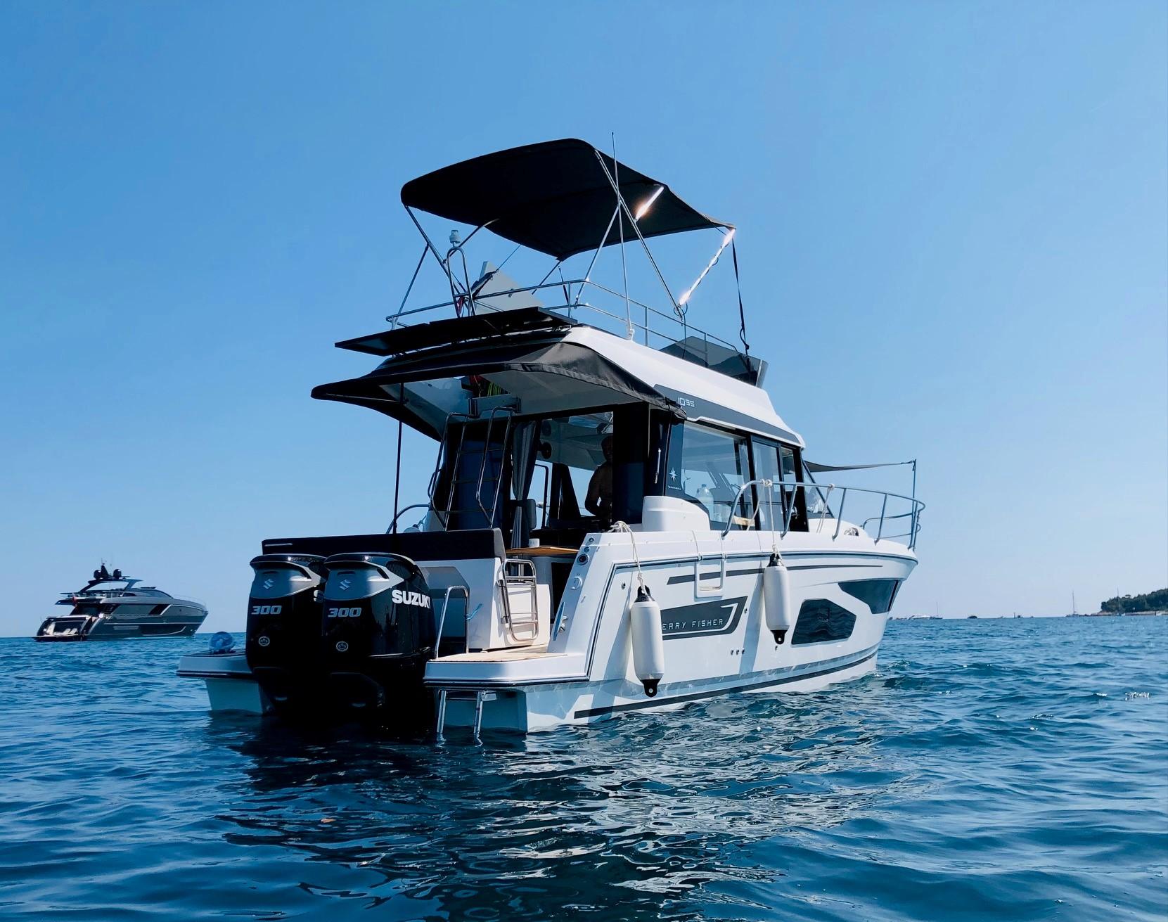 2021 Jeanneau Merry Fisher 1095 FLY Cruiser for sale - YachtWorld