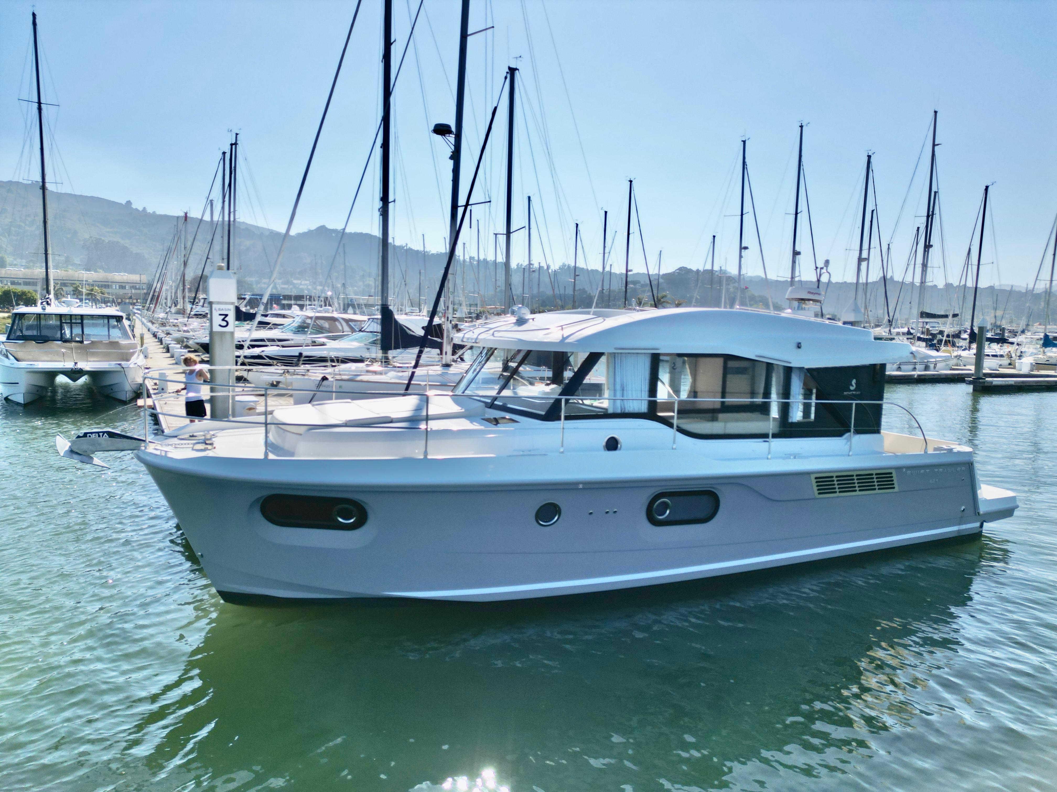 2024 Beneteau Swift Trawler 41 Sedan Trawler for sale - YachtWorld