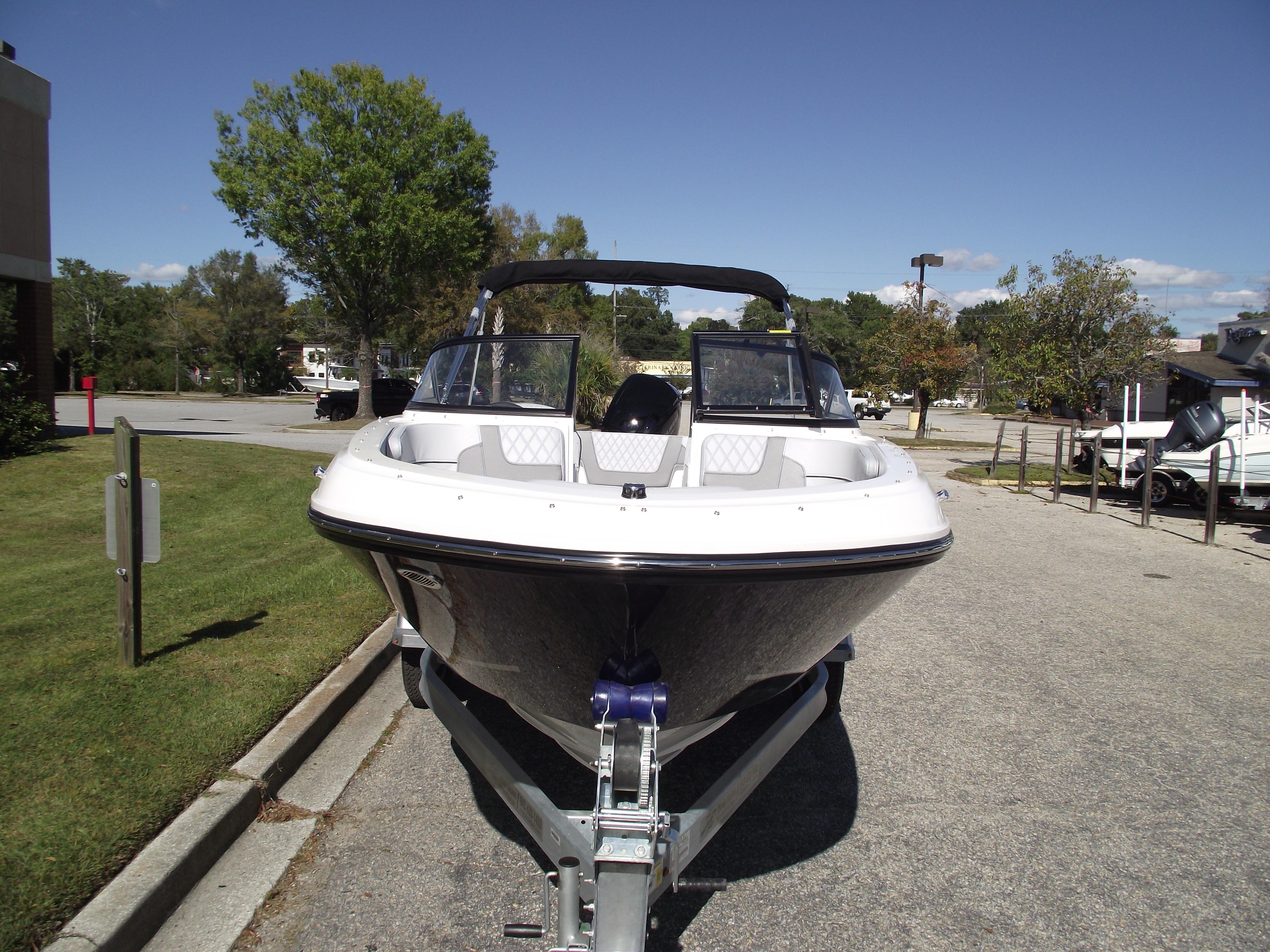 2024 Bayliner VR4 OB Dual Console for sale - YachtWorld