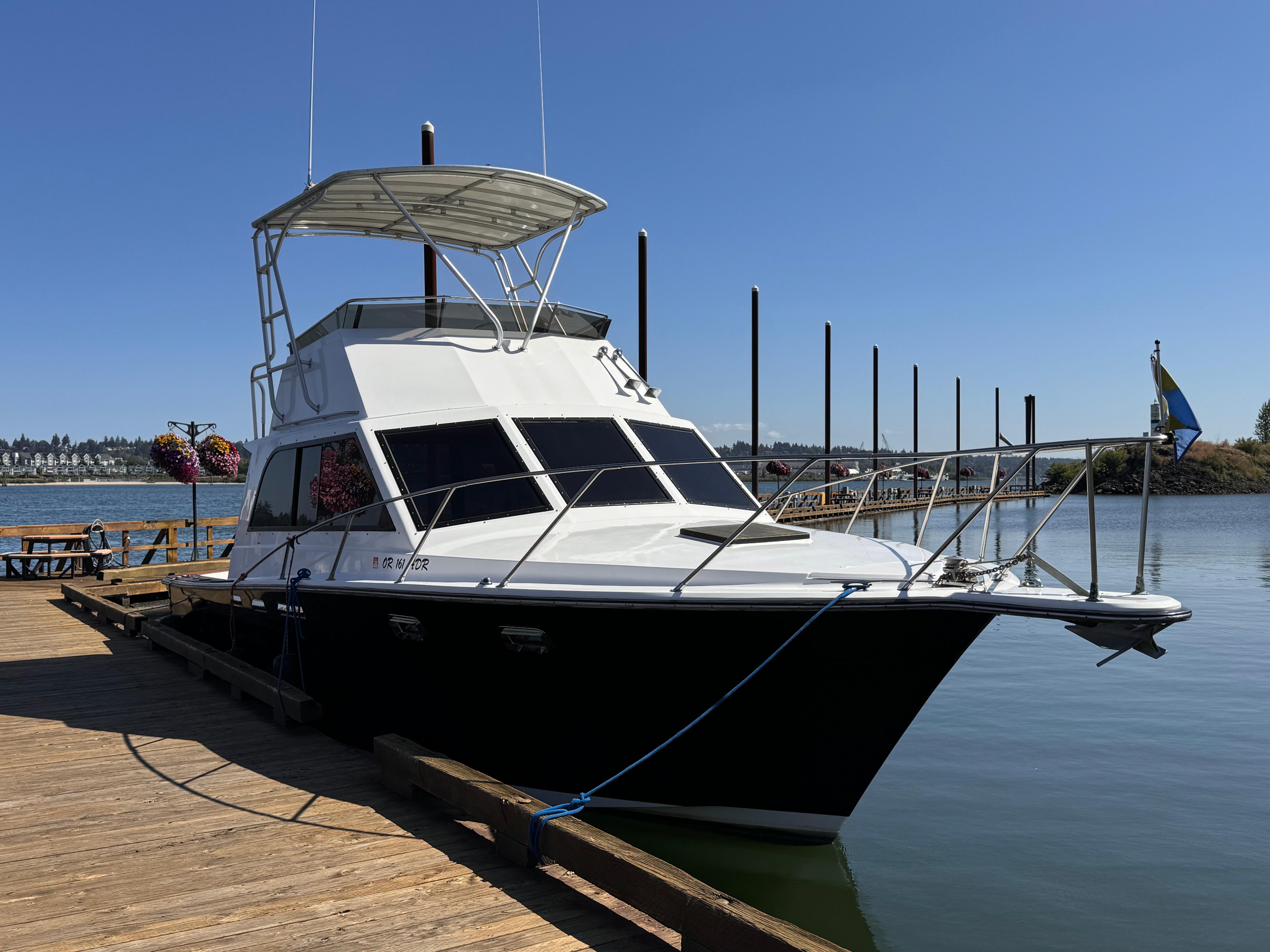 1979 Pacemaker 33 Convertible Convertible for sale - YachtWorld