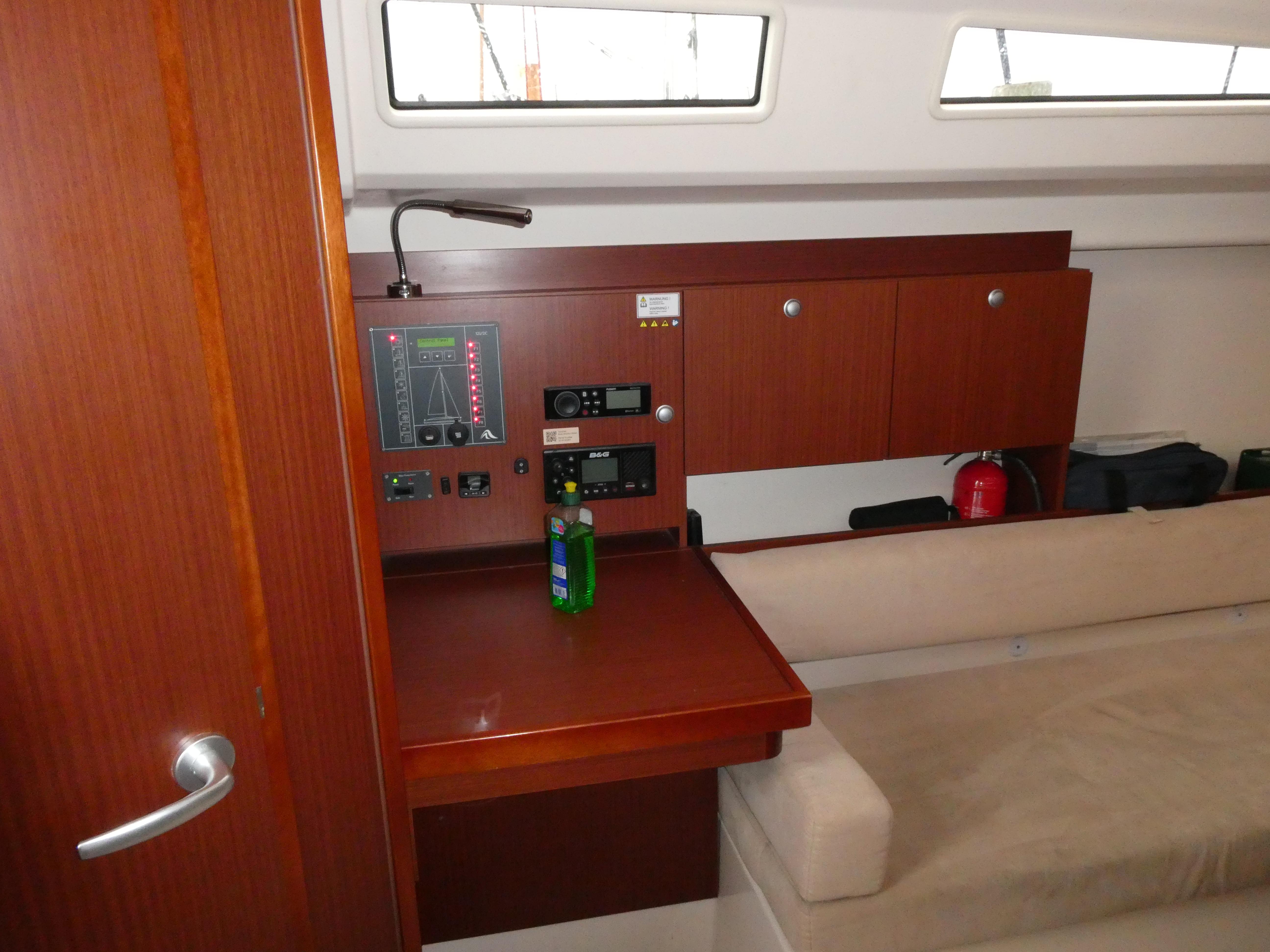 2020 Hanse 315 Cruiser for sale - YachtWorld