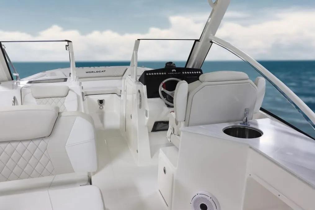 2024 World Cat 280 DC Dual Console for sale - YachtWorld
