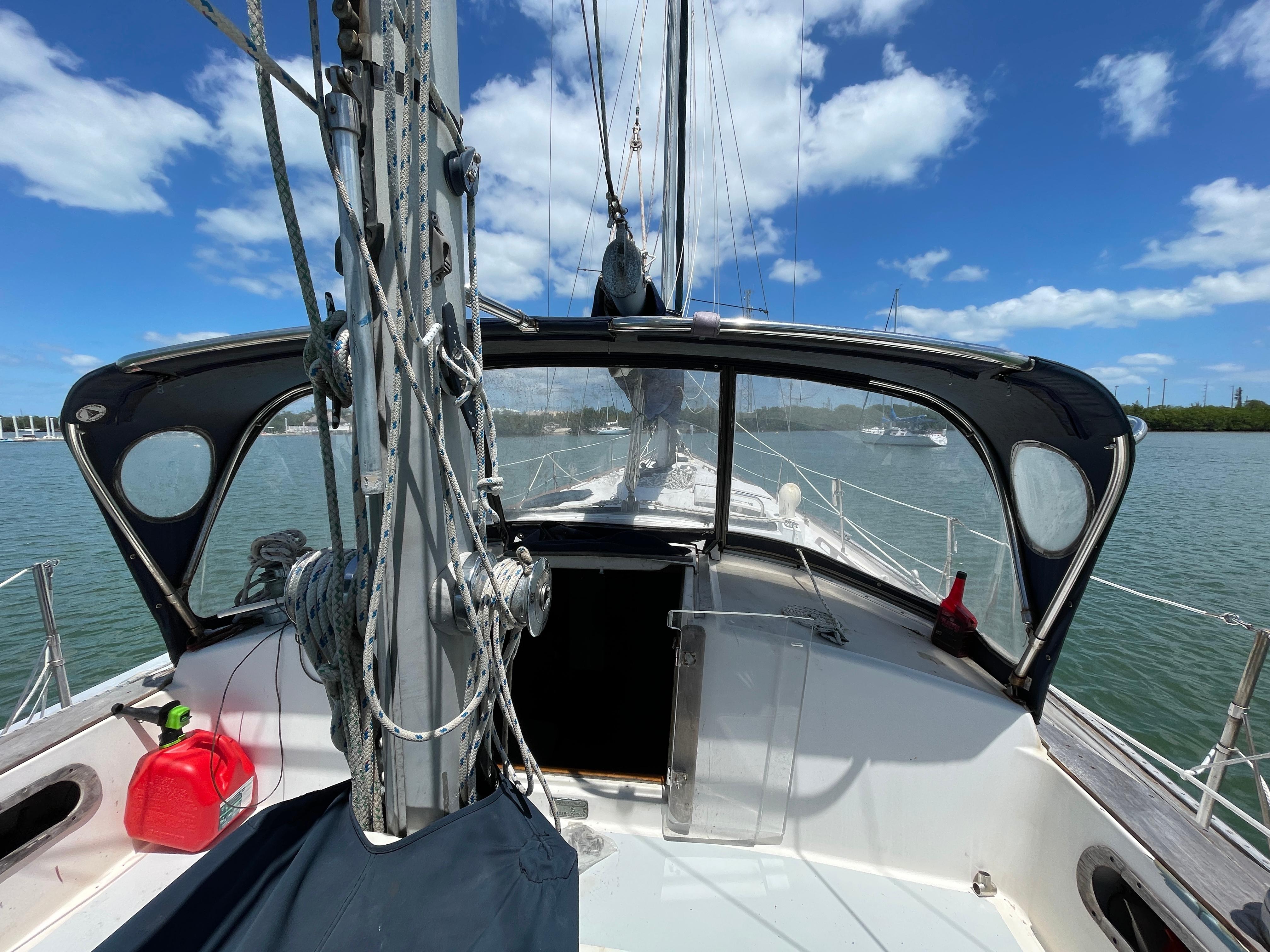 1981 Pearson 424 Ketch en venta - YachtWorld