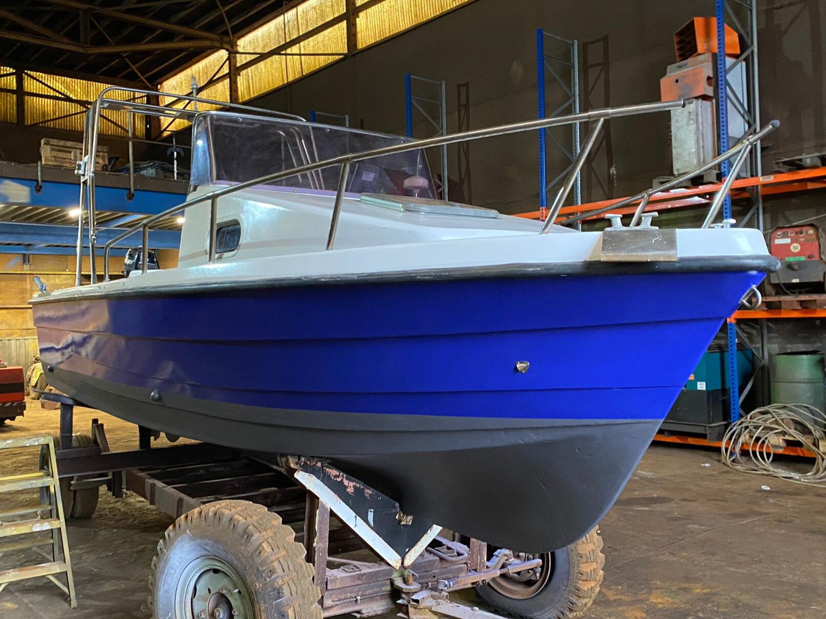 Used 1900 Kajuitboot 600 | TopBoats