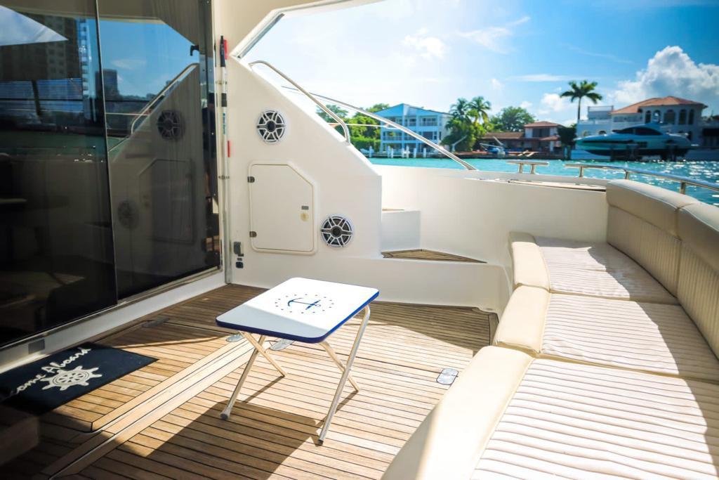 2006 Fairline 50 Motor Yachts for sale - YachtWorld
