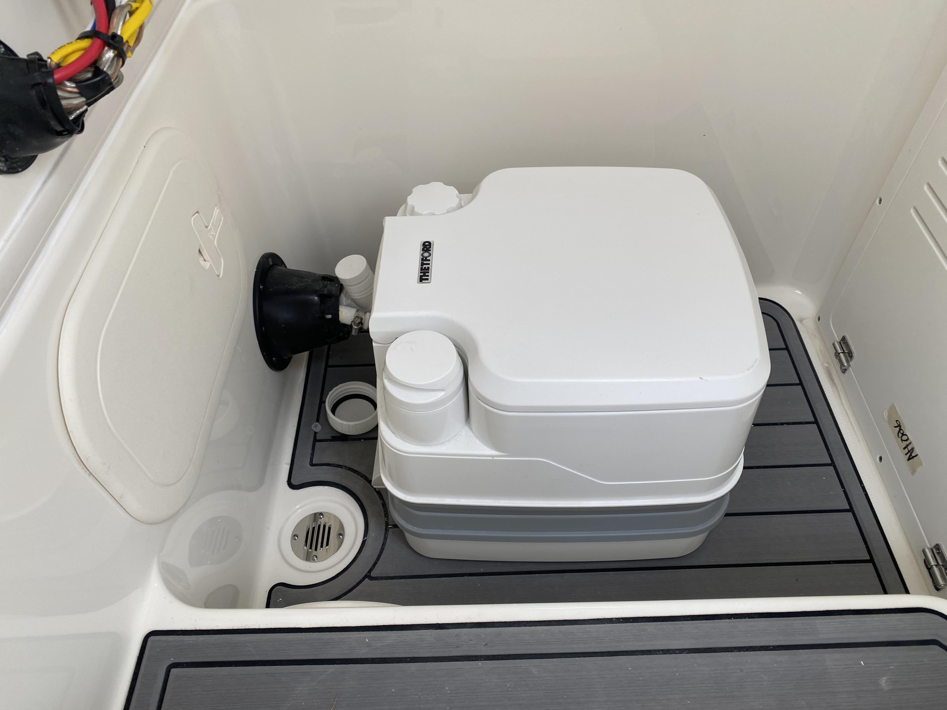 2024 Pathfinder 2400 Open Bay for sale - YachtWorld