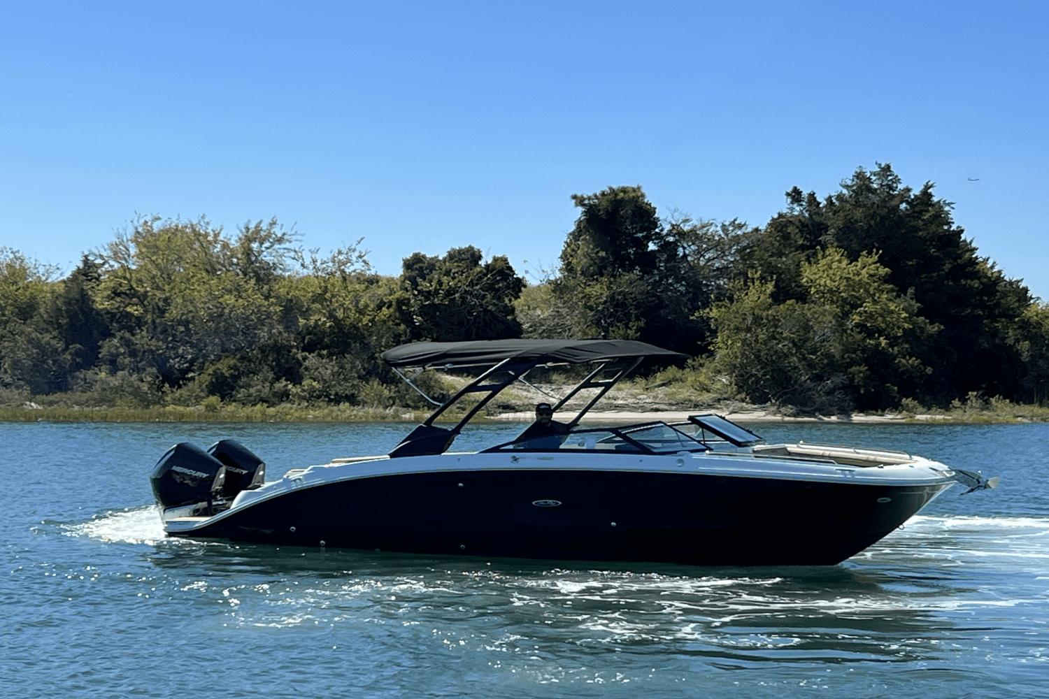 2024 Sea Ray SDX 290 Outboard Runabout for sale - YachtWorld