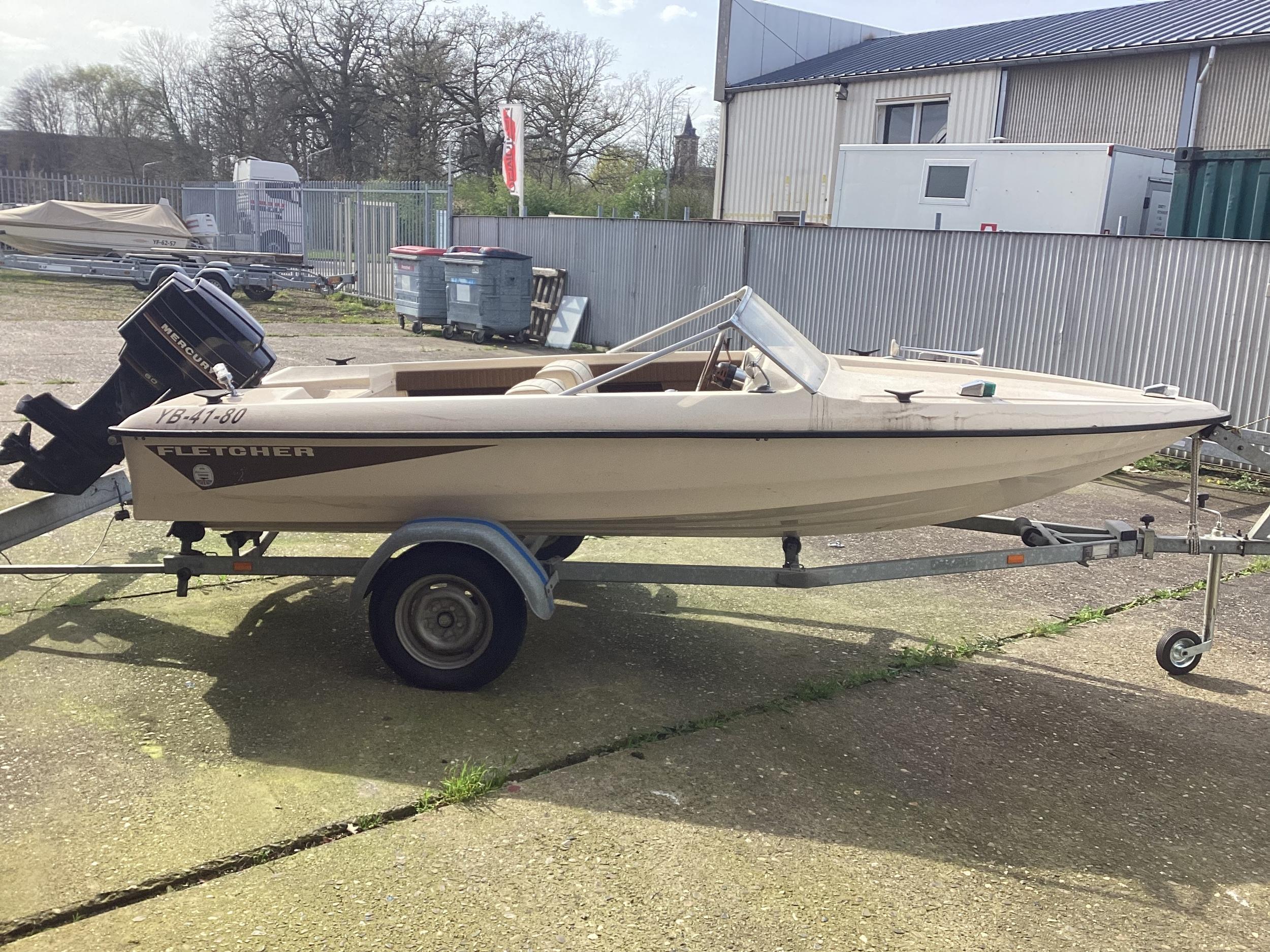 Used 1900 Fletcher Arrow flyte | TopBoats