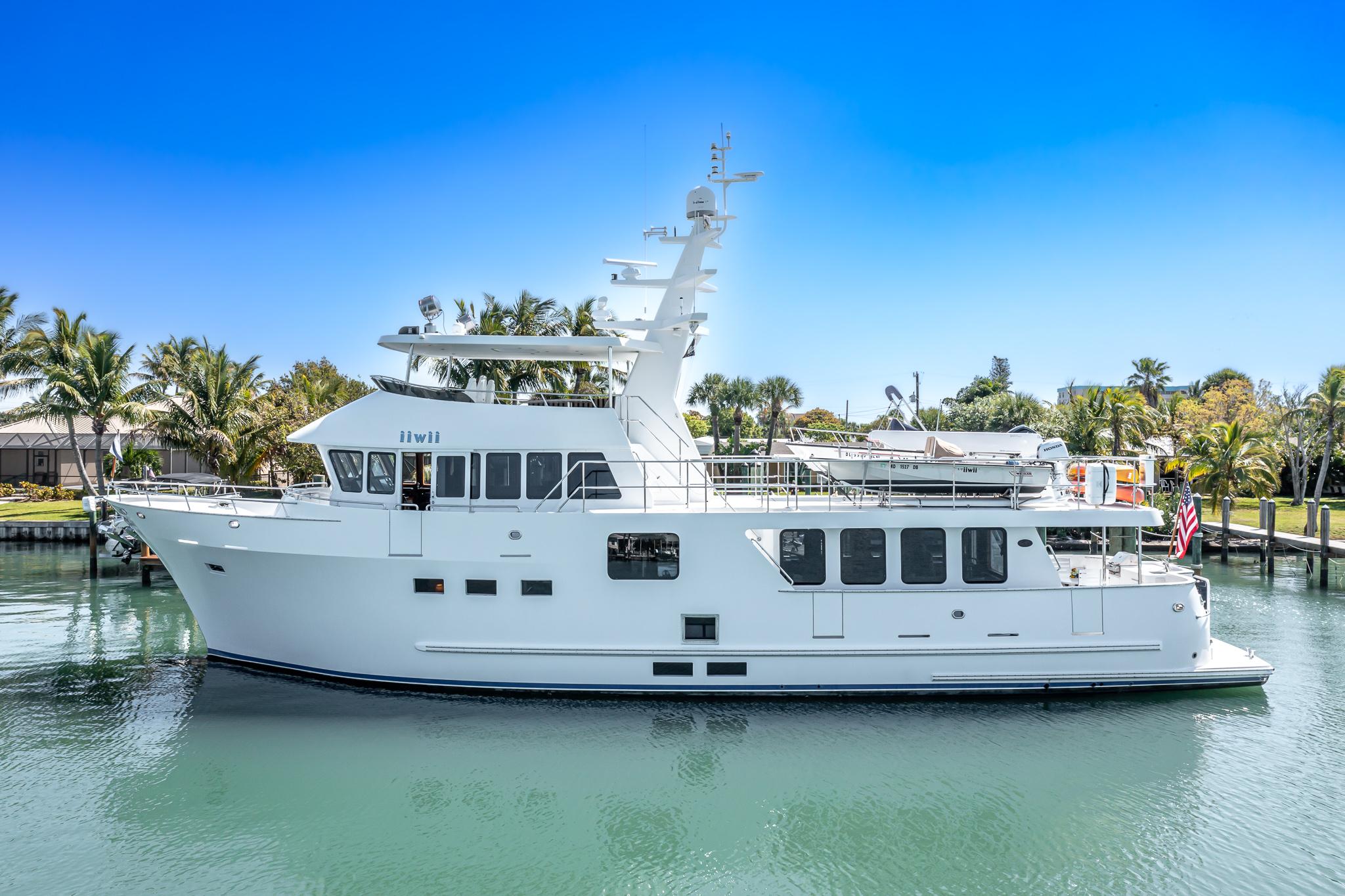 iiWii Pilothouse Northern Marine for sale - YachtWorld