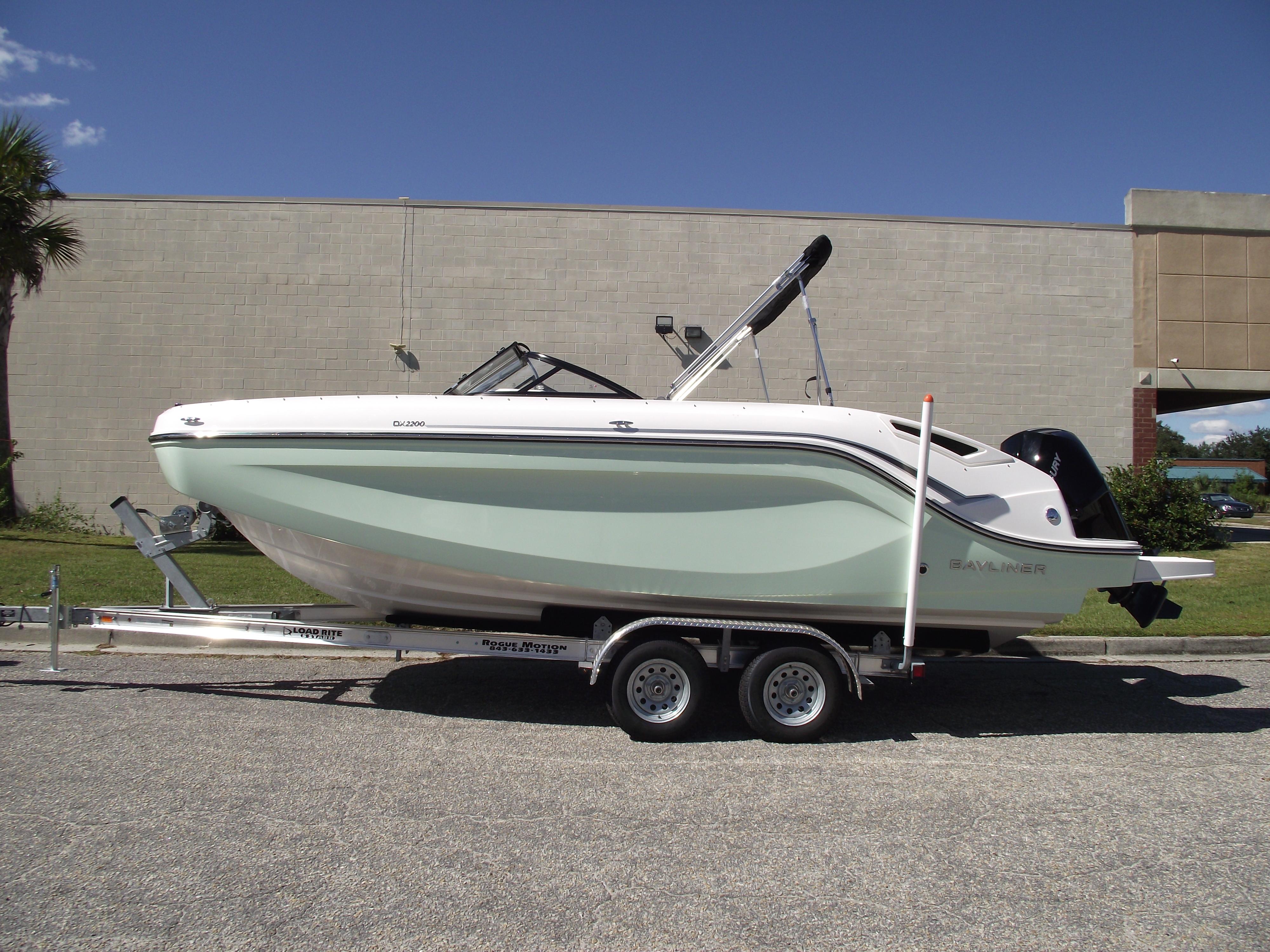 2024 Bayliner DX2200 Deck for sale - YachtWorld