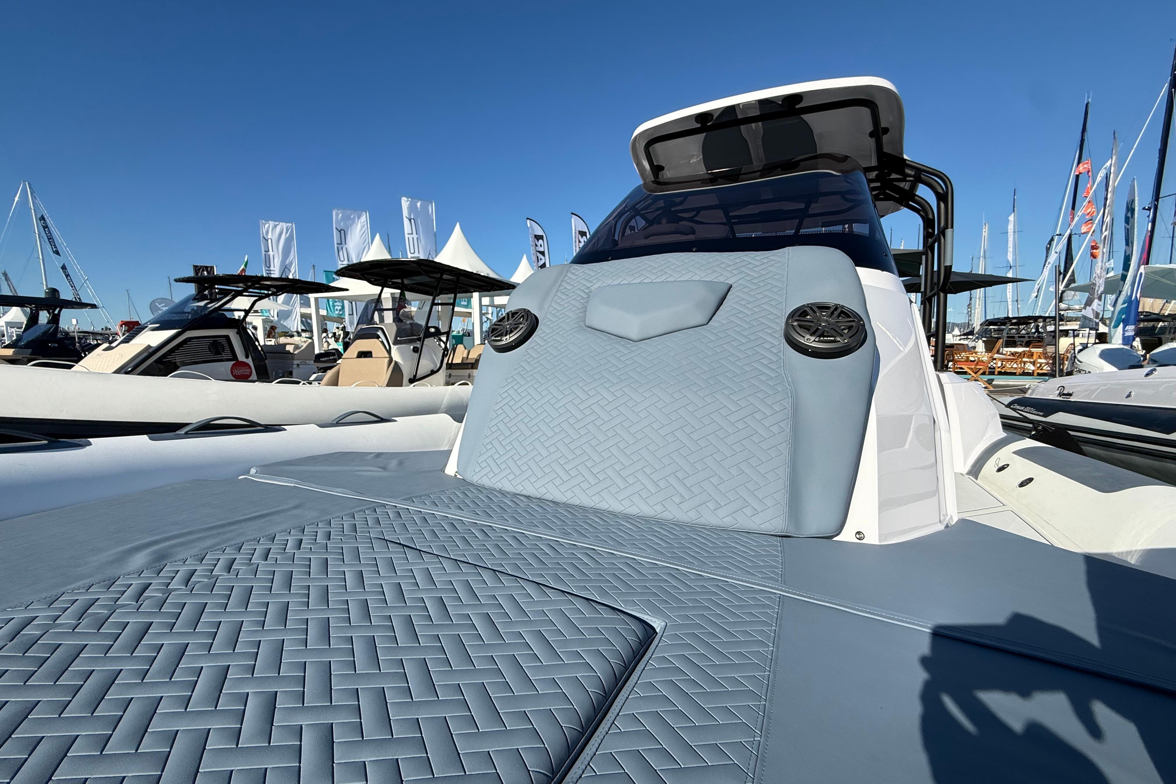 2026 Ranieri CAYMAN 38.0 EXECUTIVE Stive oppblåsbare båter (Rigid ...