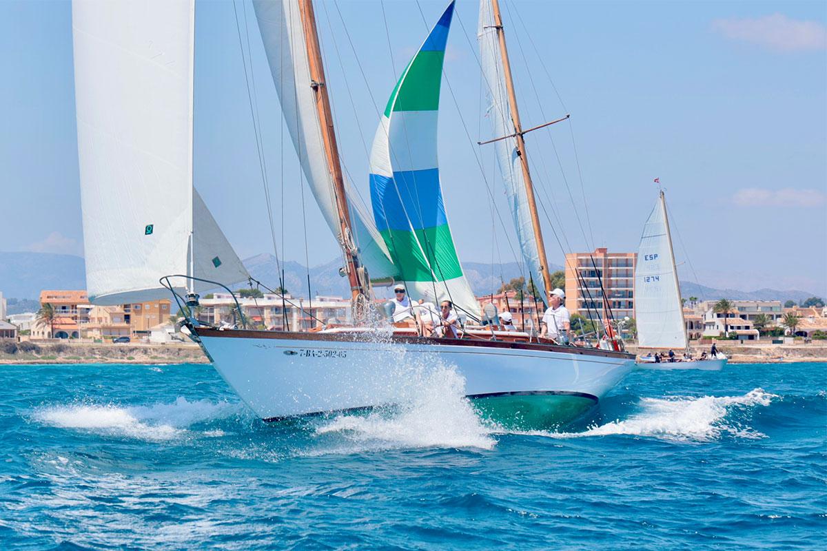 1974 Cheoy Lee Offshore 40 Antique and Classic for sale - YachtWorld