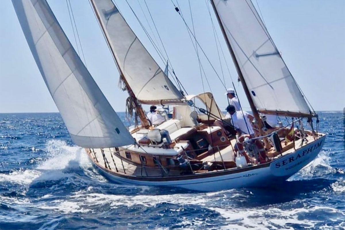 1974 Cheoy Lee Offshore 40 Antique and Classic for sale - YachtWorld