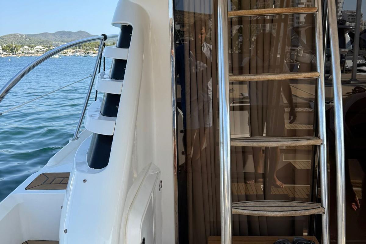 1996 Fairline Squadron 59 Bateaux flybridge à vendre - YachtWorld