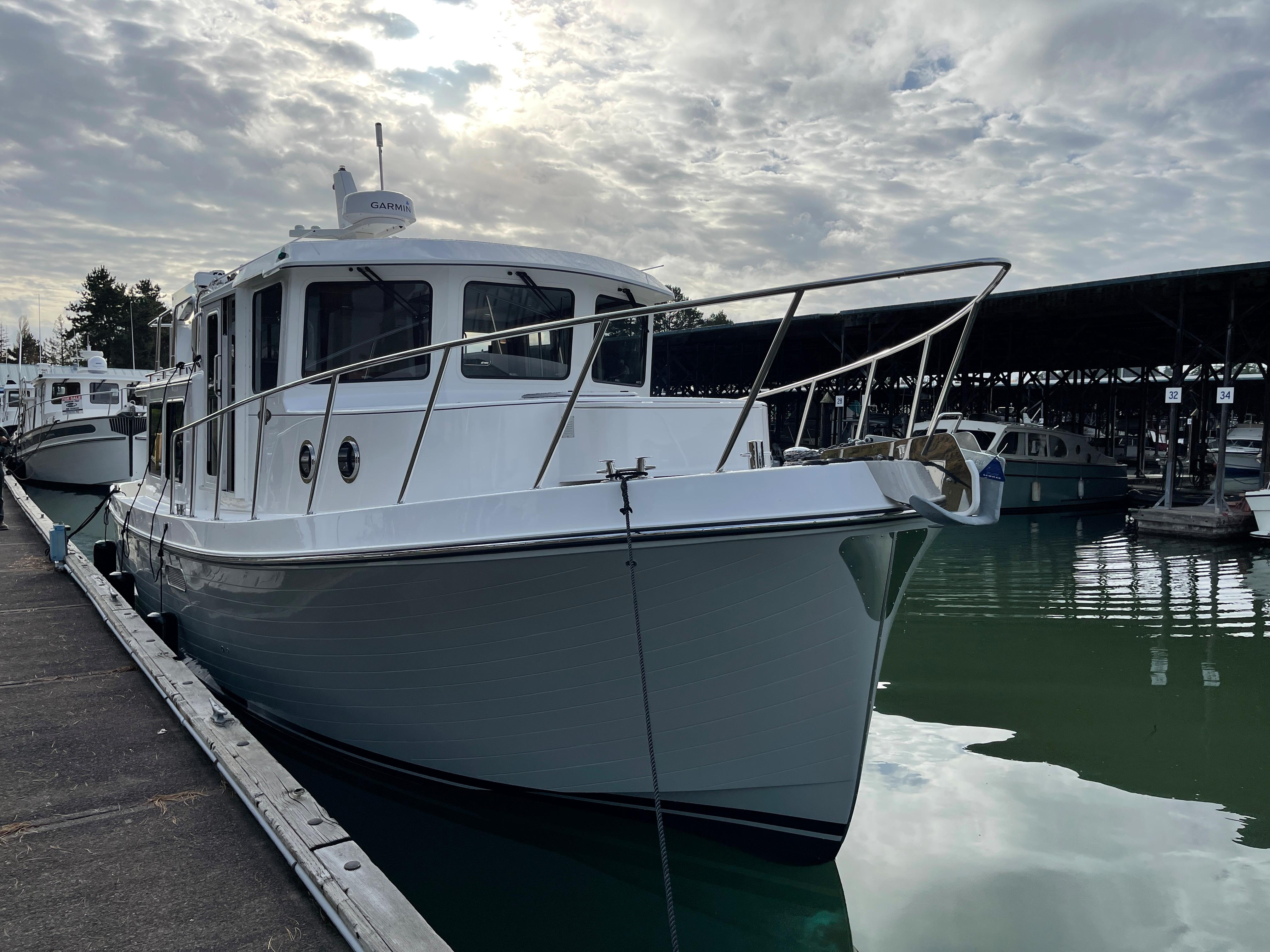 2025 American Tug 362 Express Cruiser for sale - YachtWorld