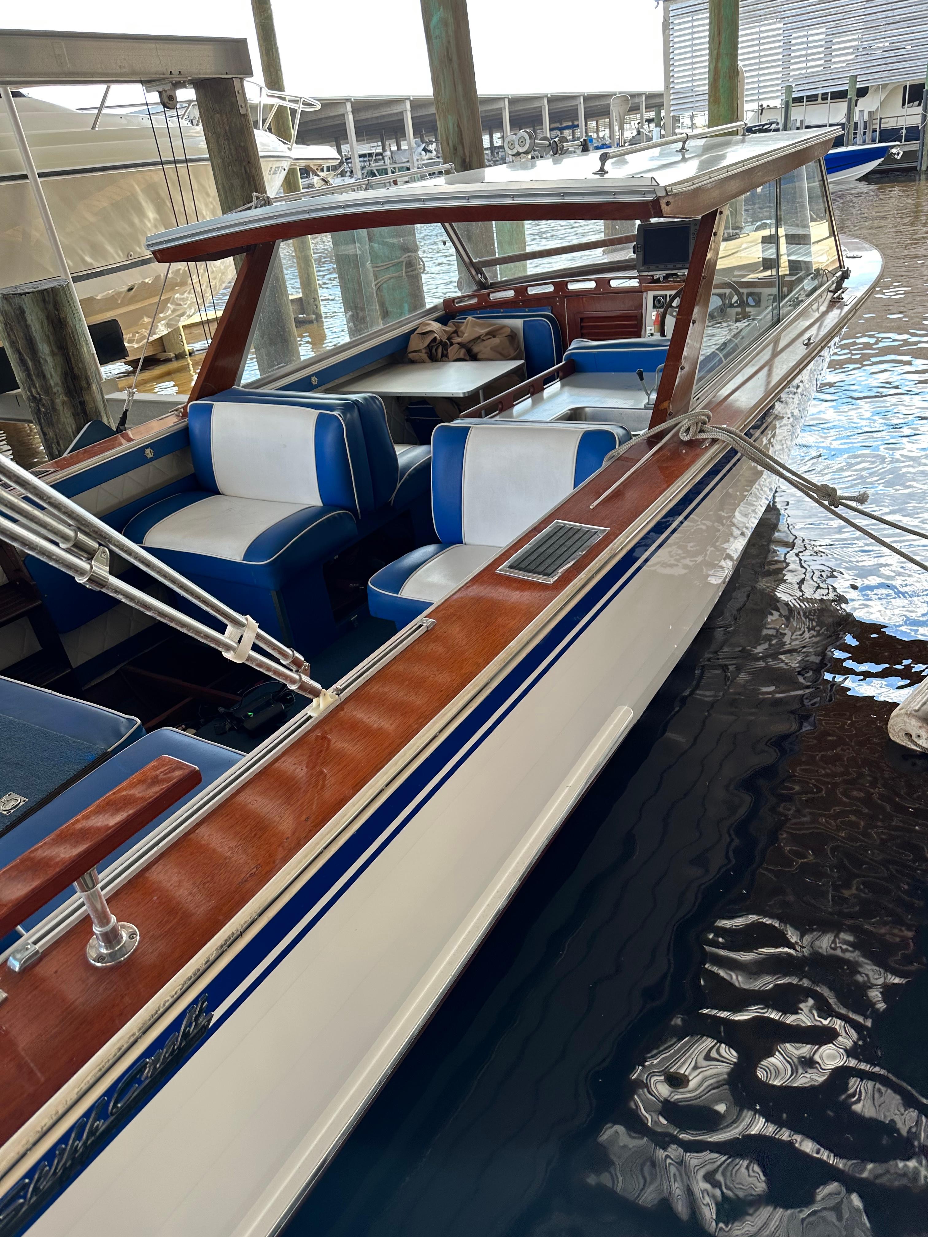 1979 Skiff Craft Hard Top Cruiser Cuddy Cabin Kaufen - YachtWorld