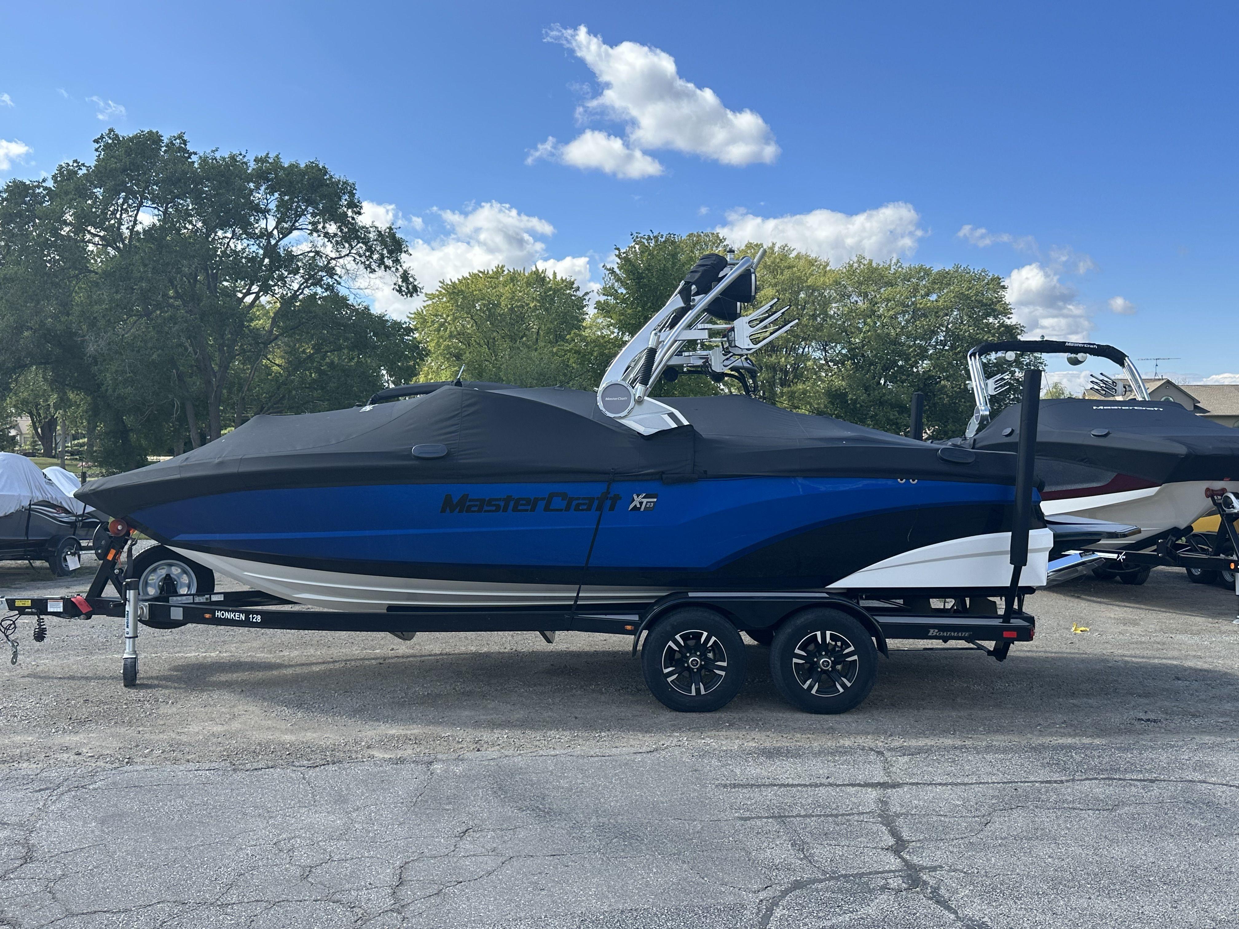2019 MasterCraft XT-23 Ski and Wakeboard for sale - YachtWorld