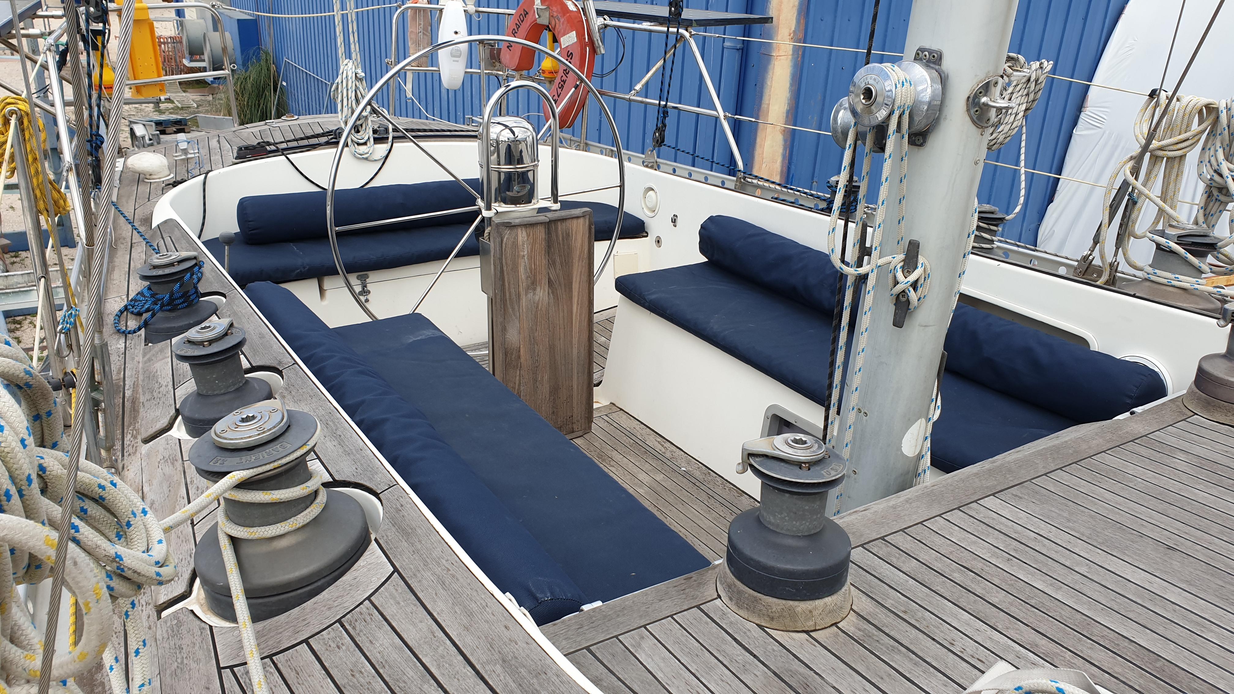 1981 Helmsman Bosun Queen 55 Ketch for sale - YachtWorld