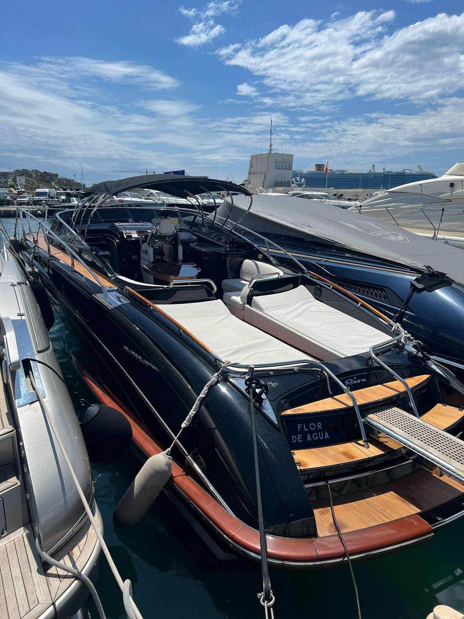 2013 Riva 44 Rivarama Cruiser for sale - YachtWorld