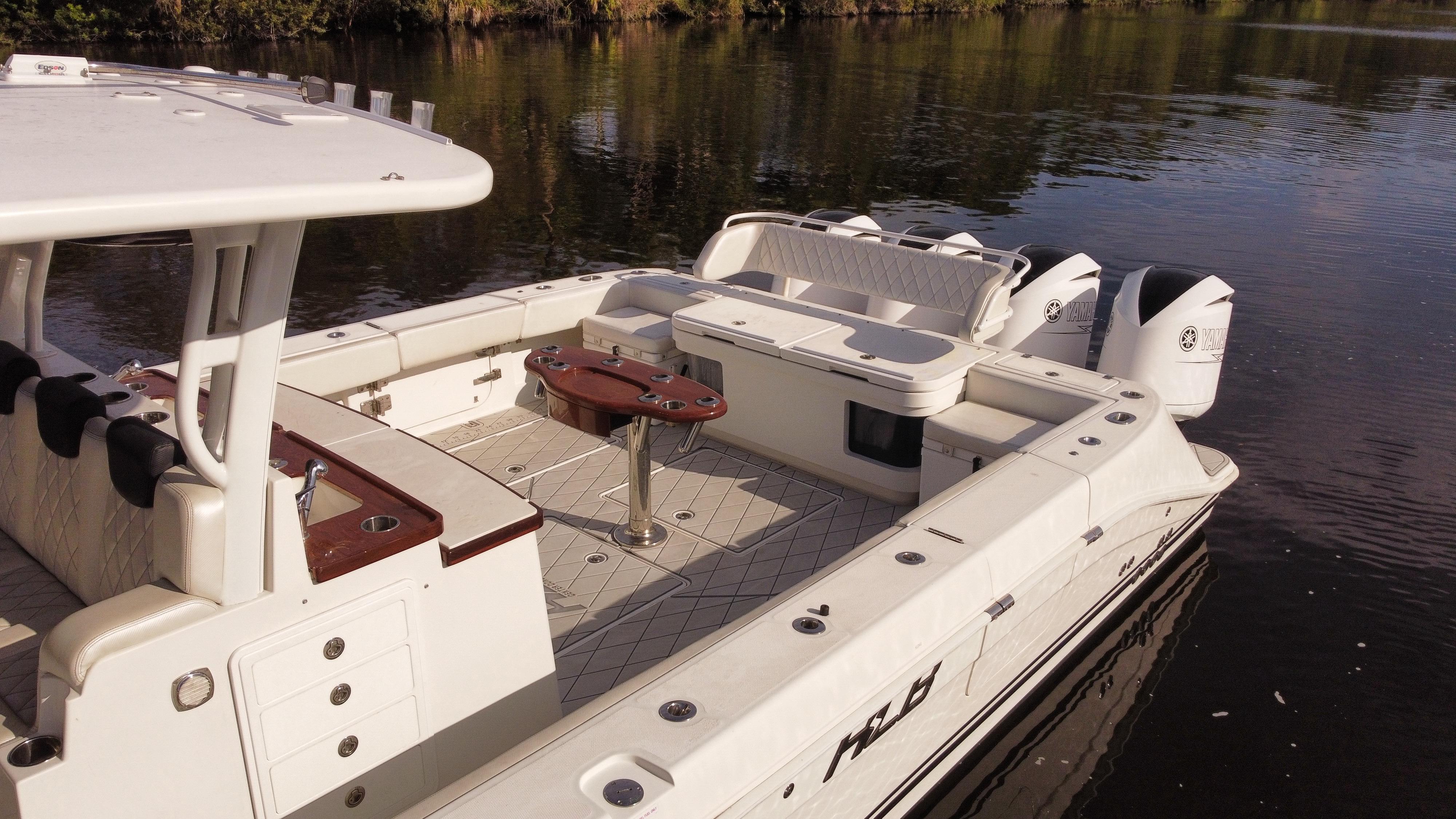 2018 HCB Suenos Centre Console for sale - YachtWorld