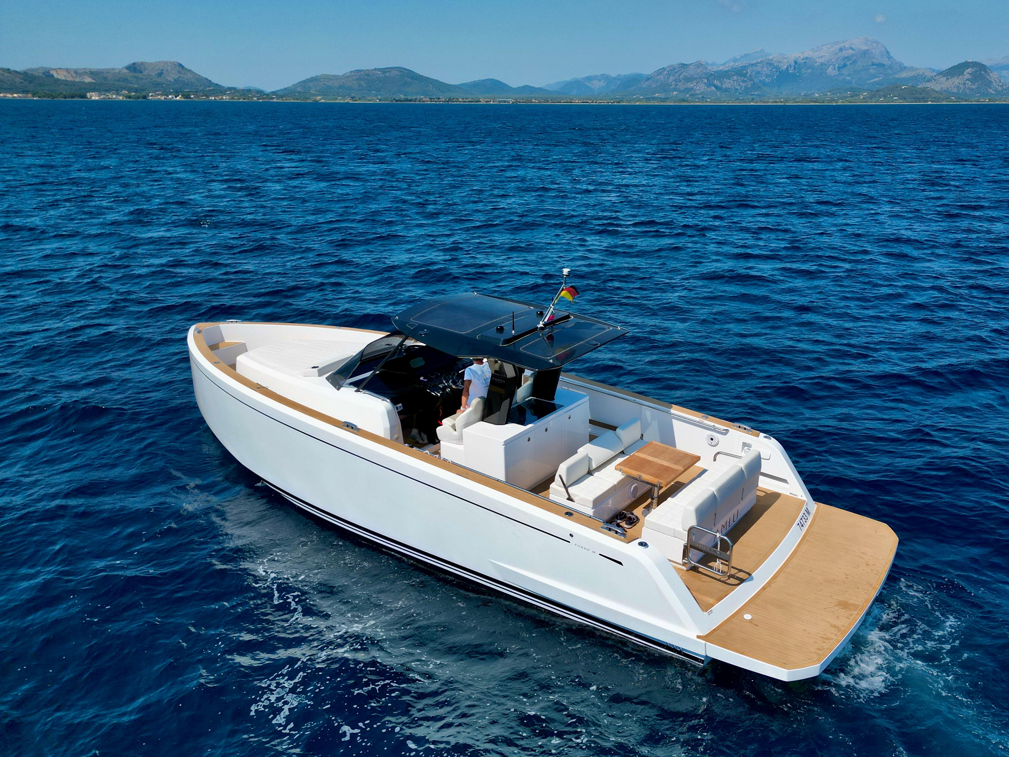 2022 Pardo Yachts 38 Sports Cruiser for sale - YachtWorld