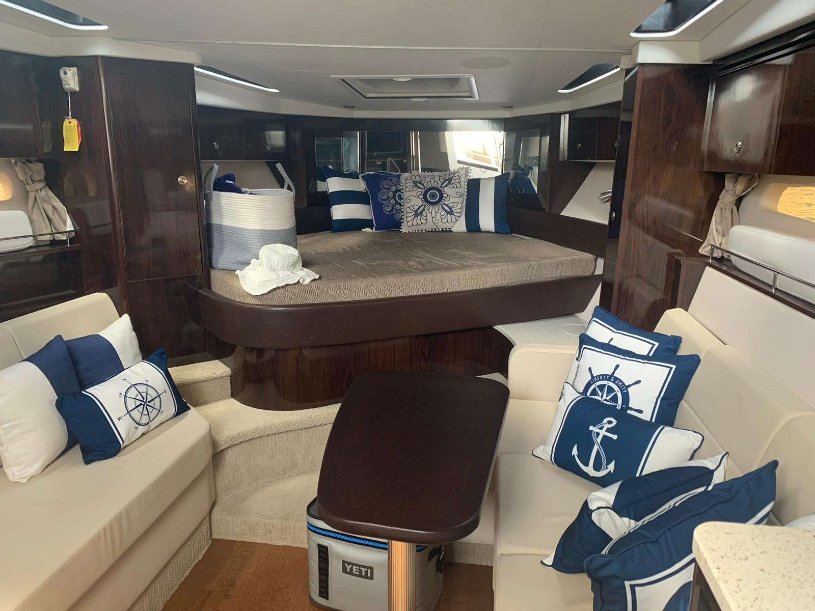 2016 Sea Ray 350 Sundancer Cruiser for sale - YachtWorld