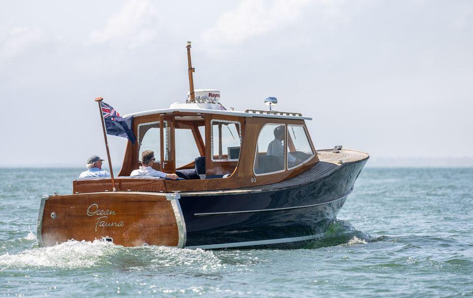 2005 Cockwells Custom 32 Motor Yachts for sale - YachtWorld