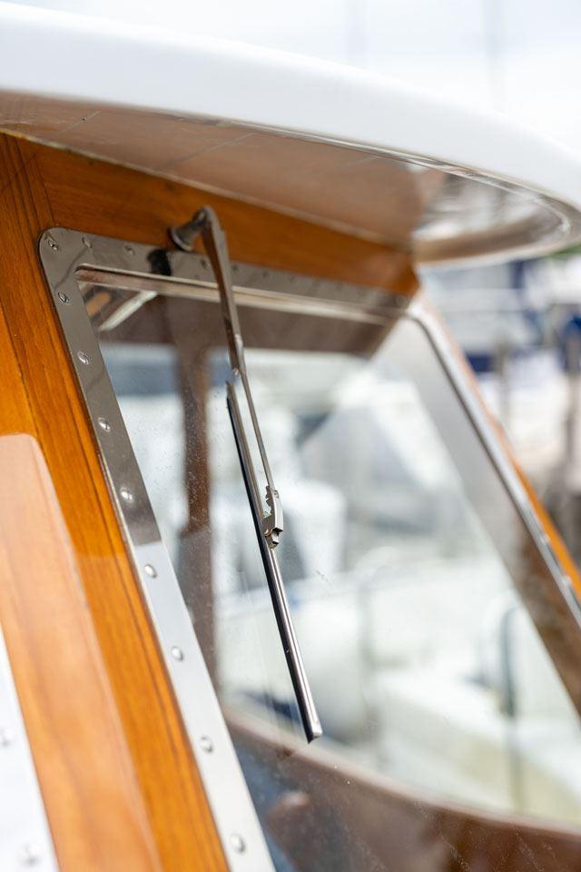 2005 Cockwells Custom 32 Motor Yachts for sale - YachtWorld