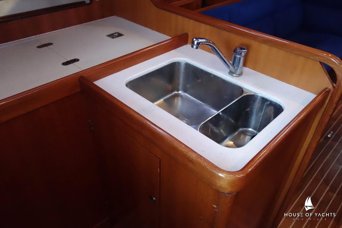 2003 J Boats J/120 Racer/Cruiser for sale - YachtWorld