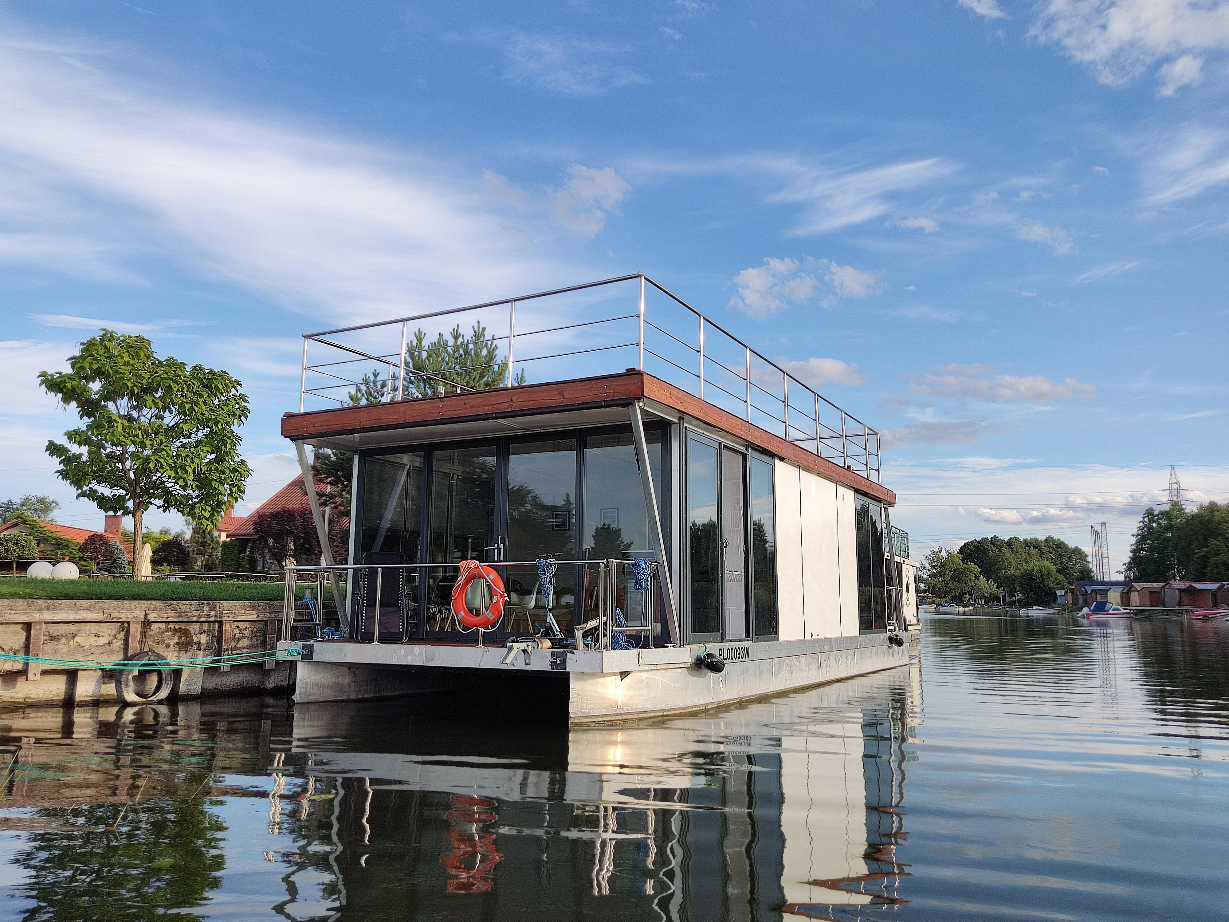 Tweedehands 2021 Hausboot Houseboat | YachtFocus