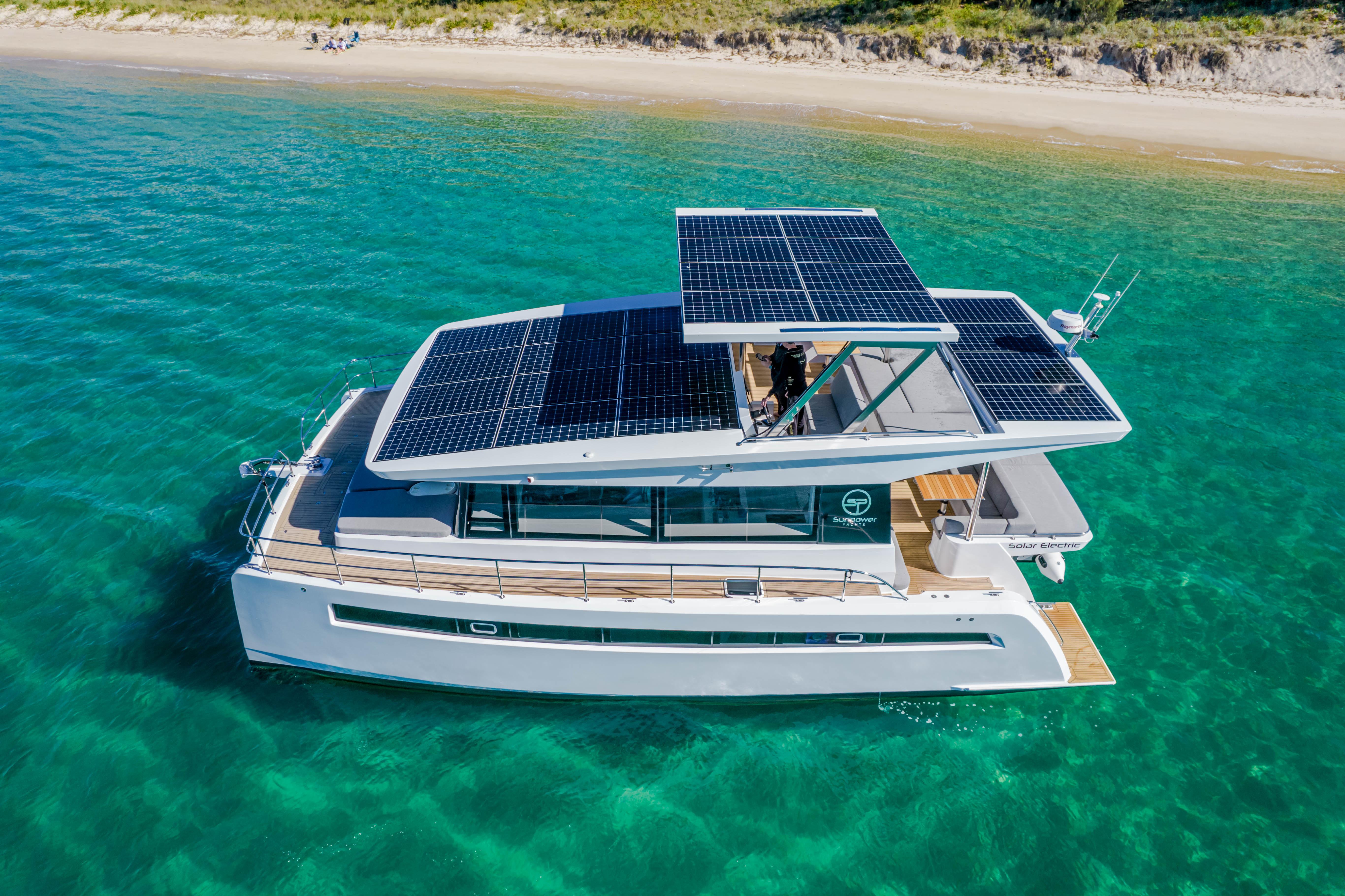 2022 Sunpower 44 VIP Power Catamaran for sale - YachtWorld