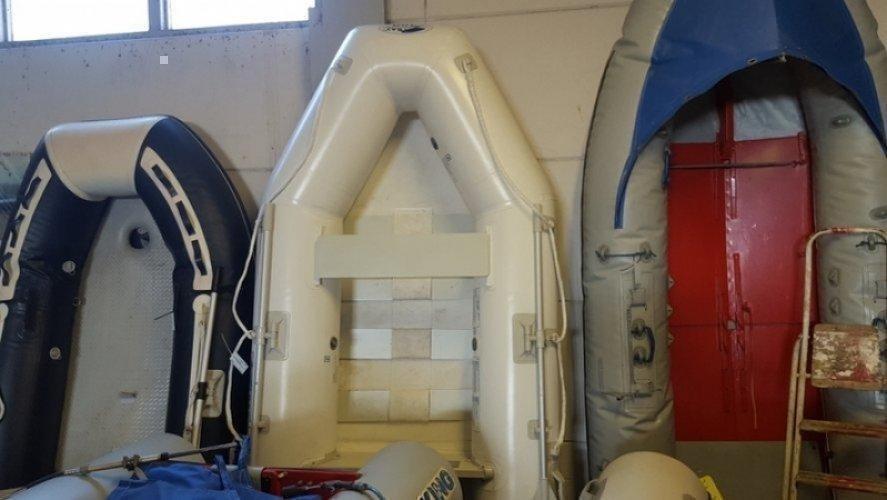 Z Ray 300 | 2005 | 9ft | Boatshop24