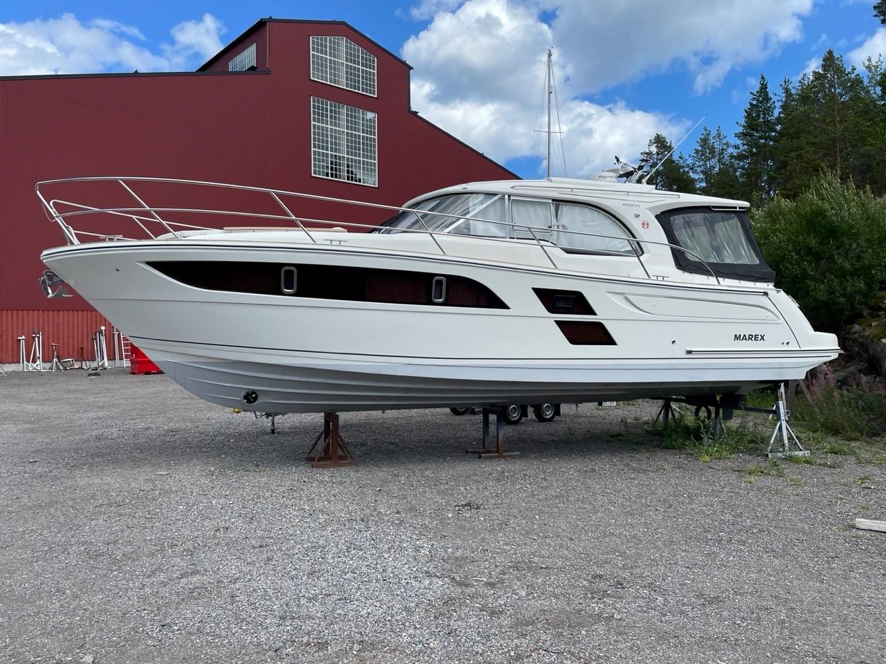 Used 2019 Marex 375 | TopBoats