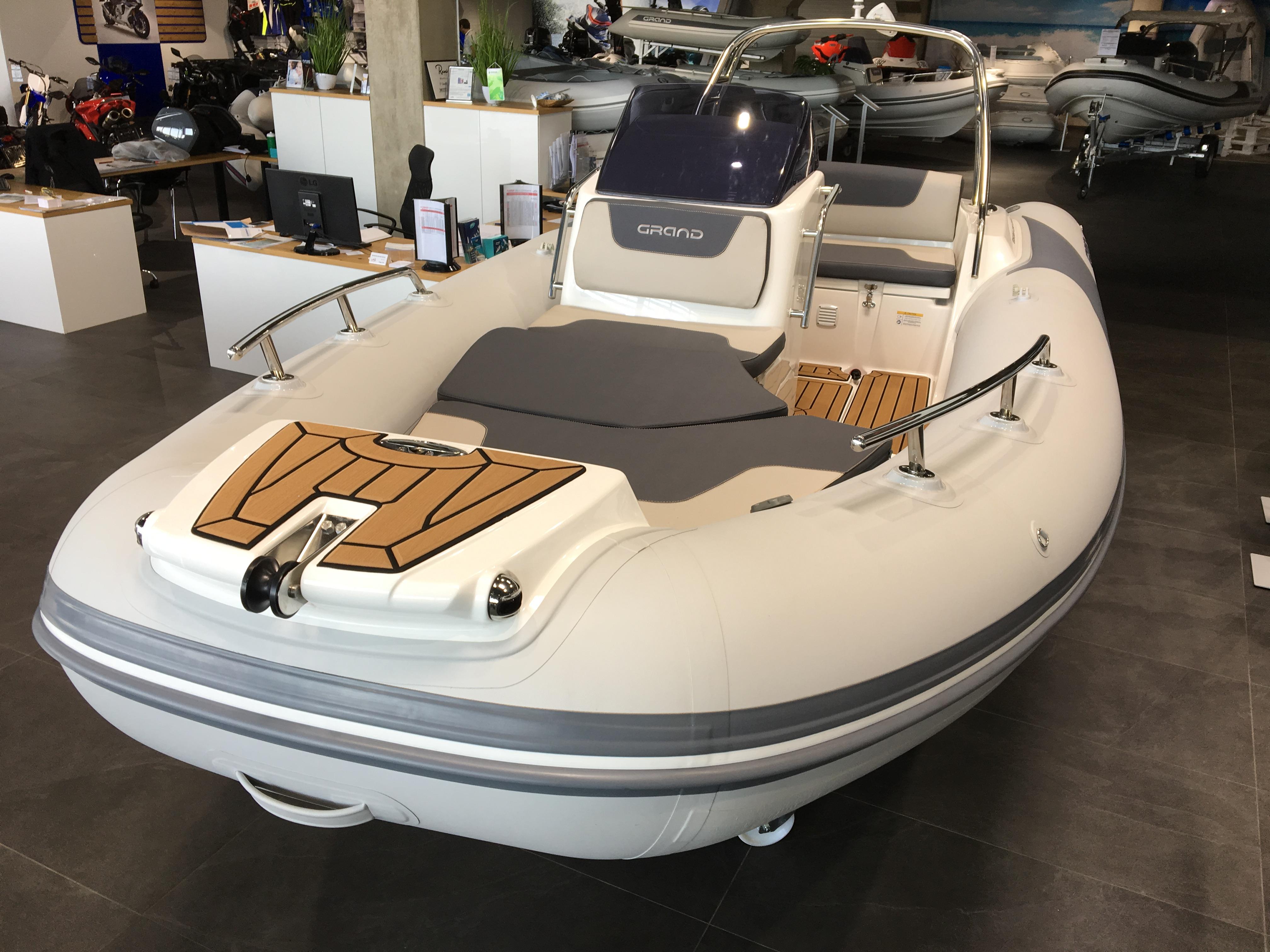 Neuf 2025 Grand G500HGLF Light Gray | Youboat