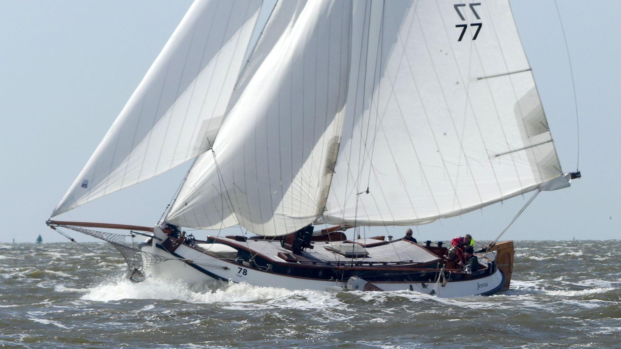 1987 Lemsteraak 13 meter Barge for sale - YachtWorld