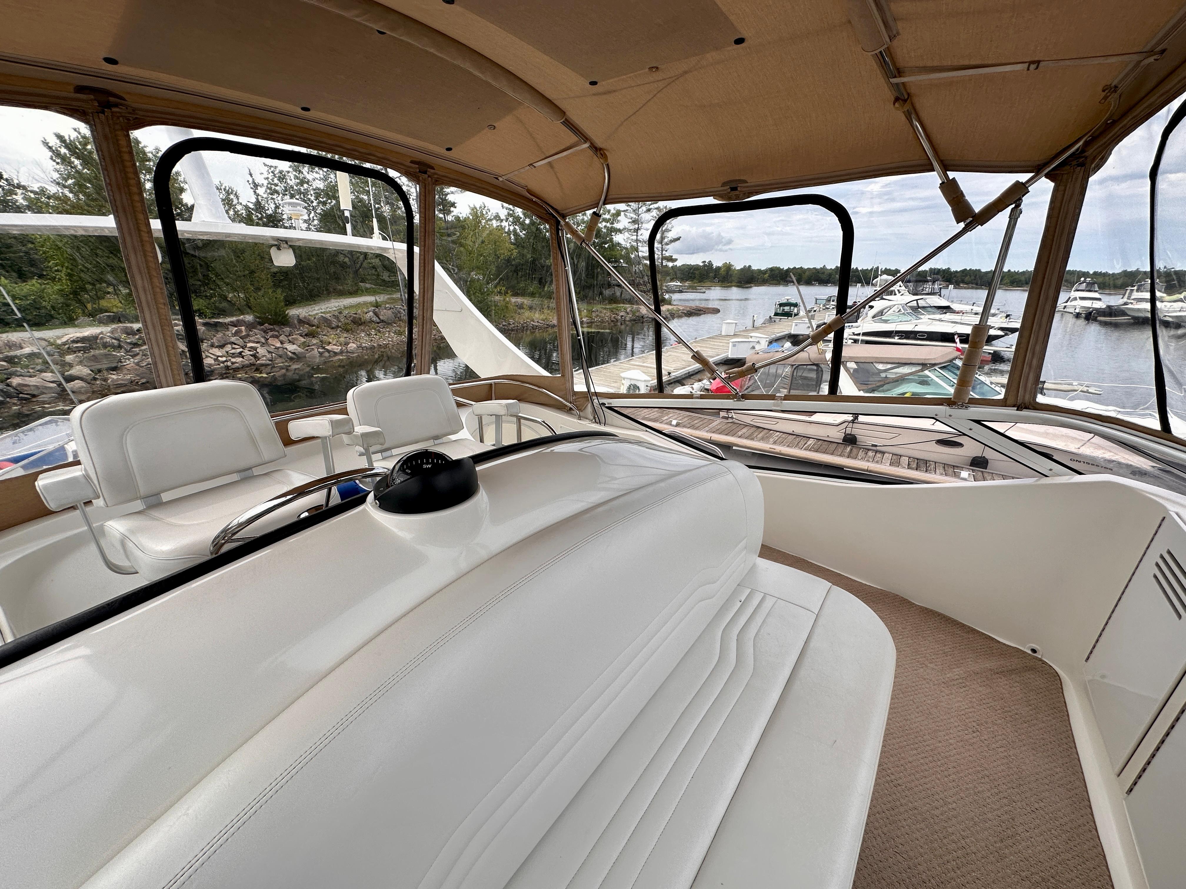 2007 Carver 35 Super Sport Motor Yacht for sale - YachtWorld