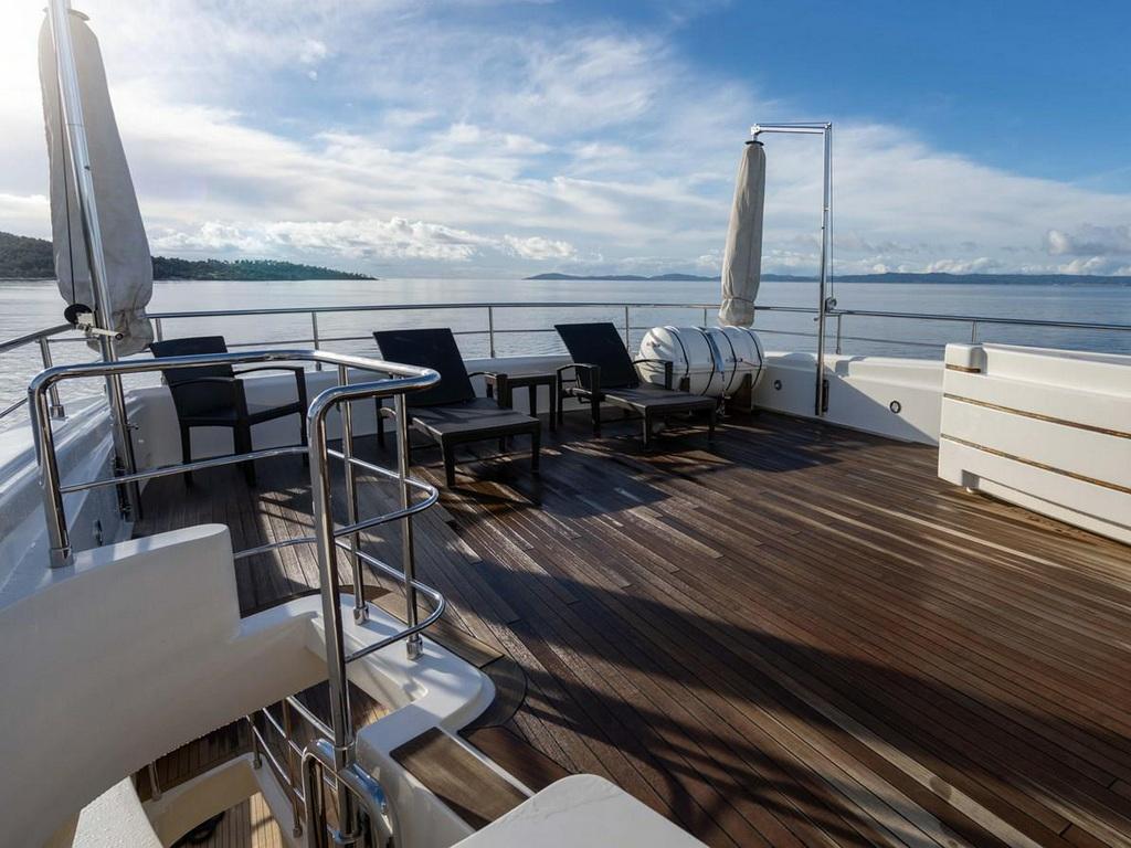 Ferretti Yachts Ferretti Custom Line 130 | 2006 | 130m | Boatshop24