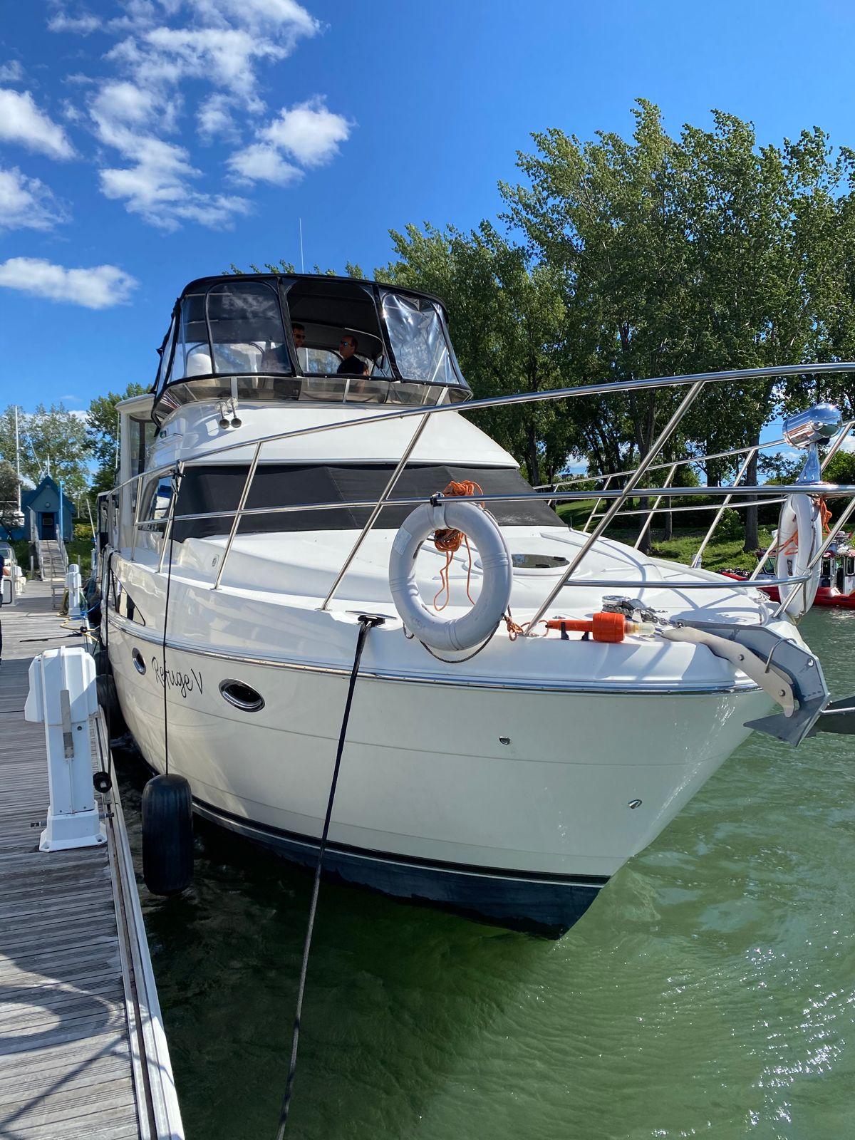 2006 Meridian 459 Motoryacht Motor Yachts for sale - YachtWorld