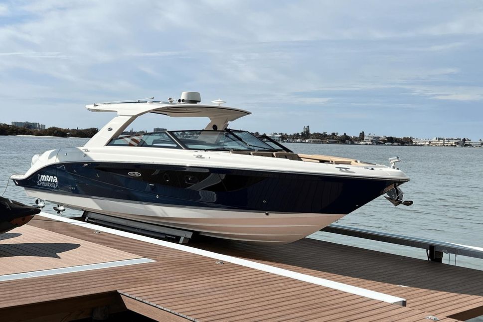 2019 Sea Ray 400 SLX OB Runabout for sale - YachtWorld